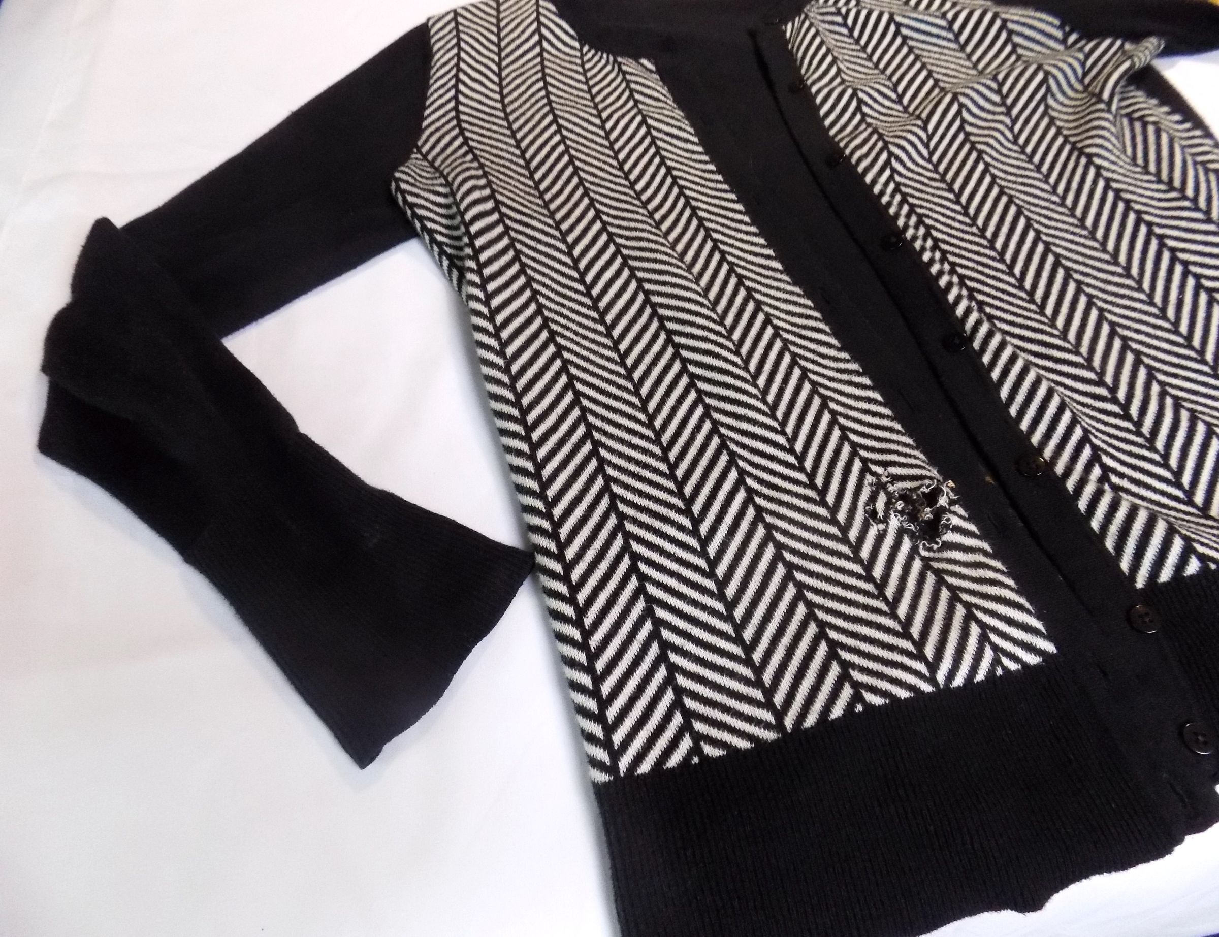 Patch a Hole With Needle Felting : 8 Steps (with Pictures) - Instructables