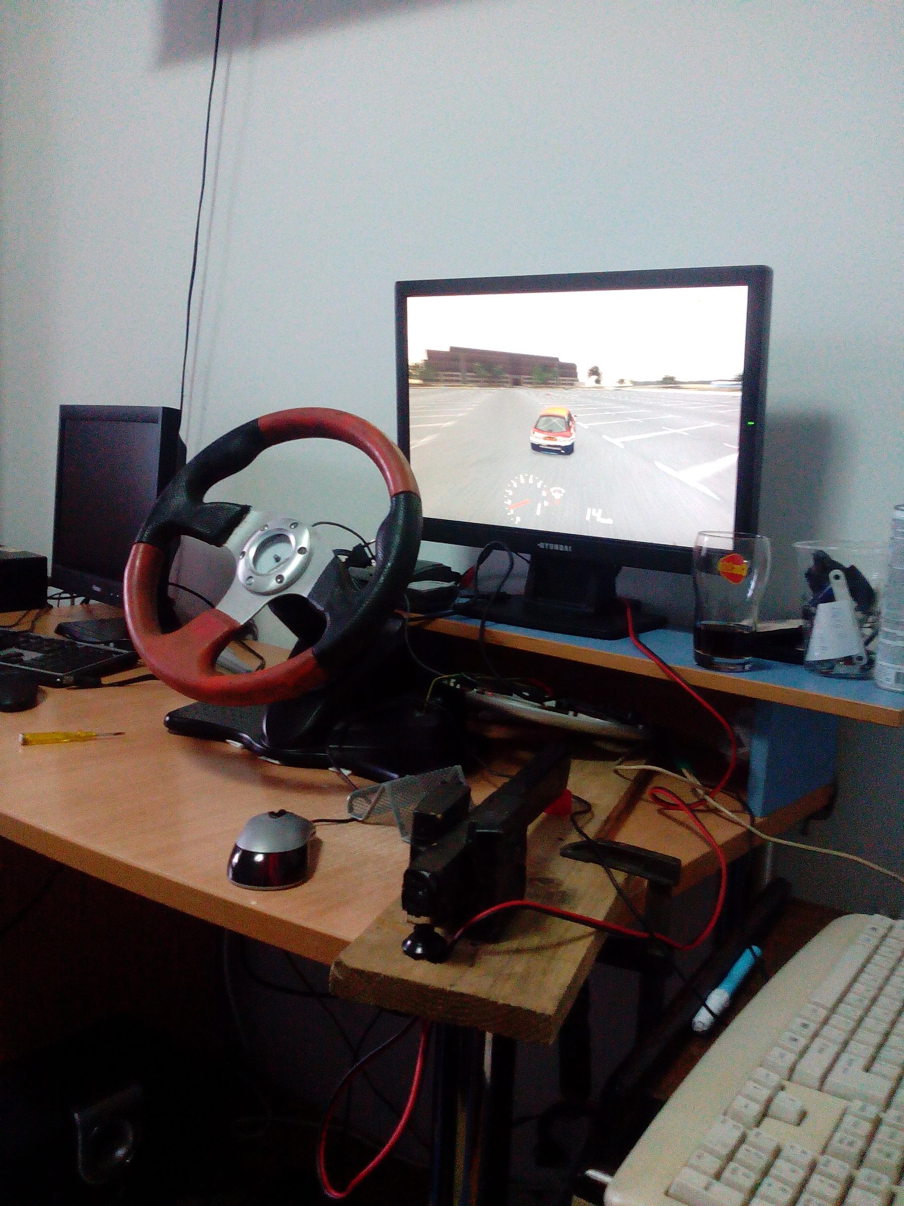 Pc Steering Wheel Mod Gembird : 4 Steps - Instructables