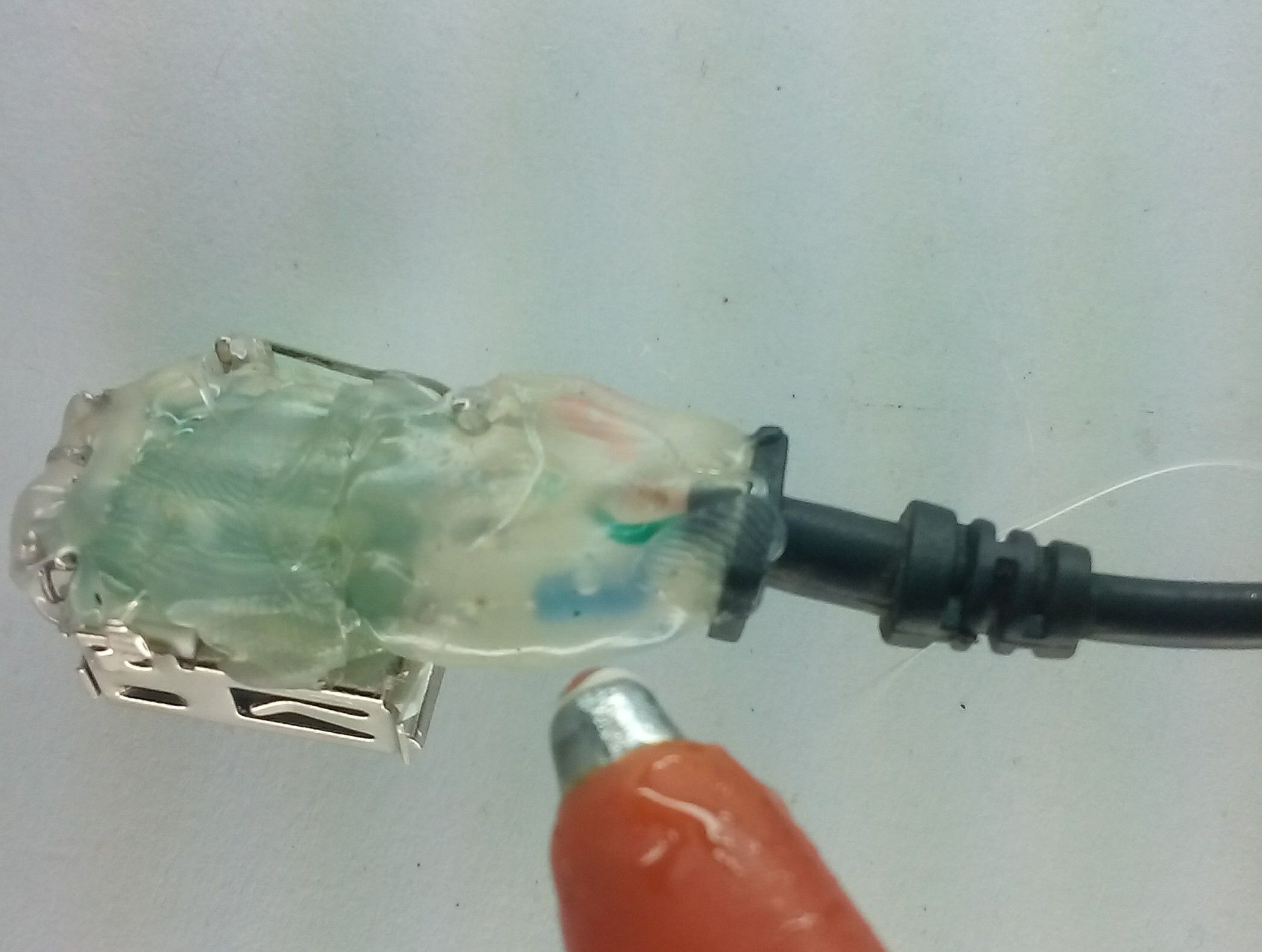 Top Secret: Control a Hidden Usb Port With a Magnet! : 5 Steps (with ...