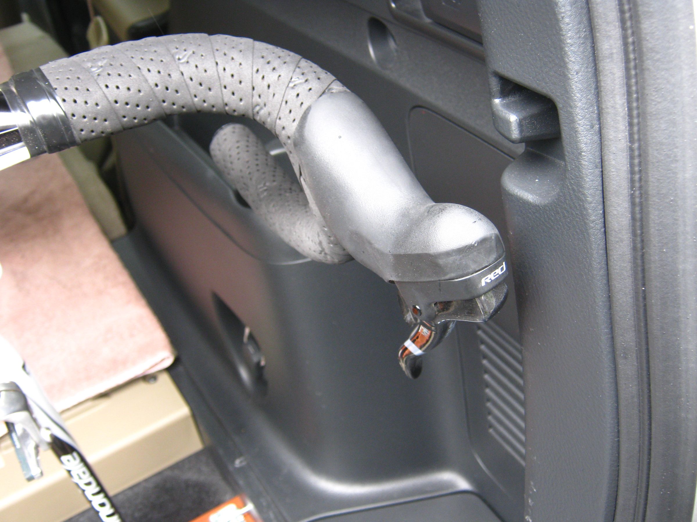 Interior Bike Rack for Rav4 : 6 Steps (with Pictures) - Instructables