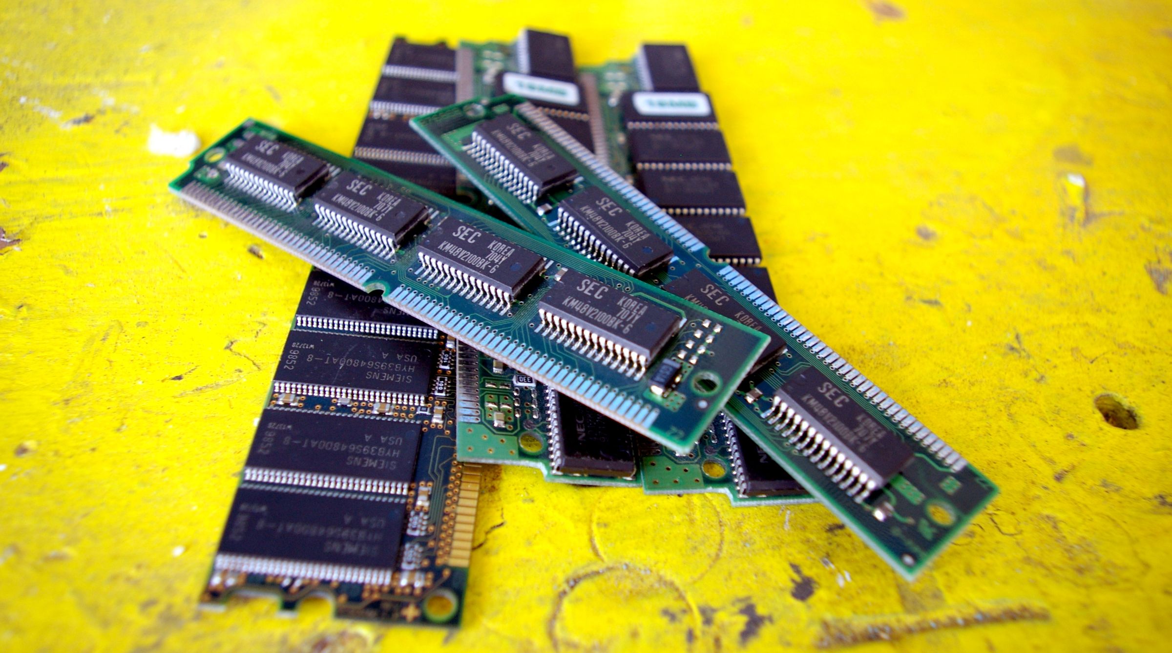 PCB Business Key Fob : 4 Steps - Instructables