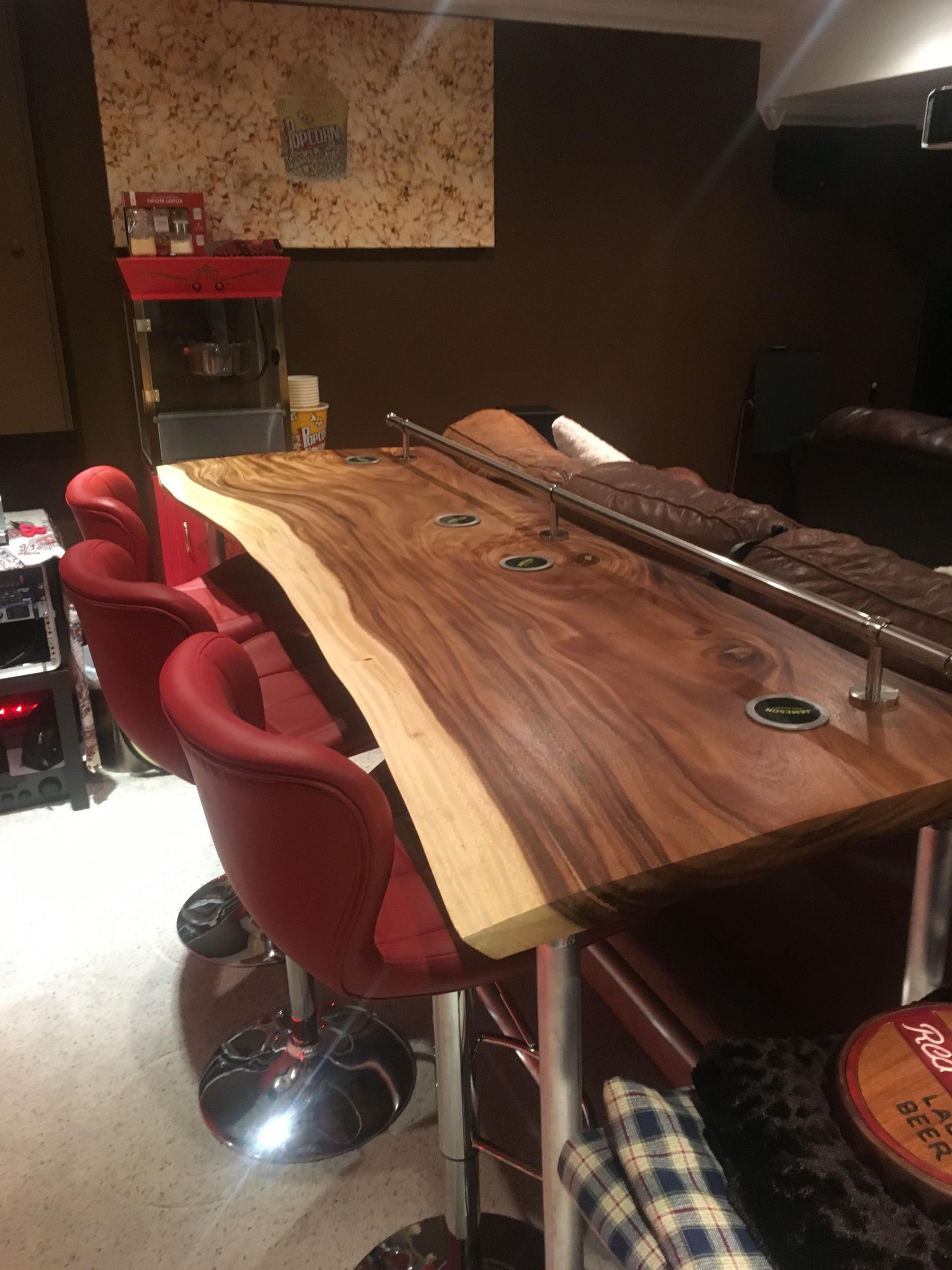 Build a Home Theatre Bar Height Table in an Afternoon : 3 Steps (with ...