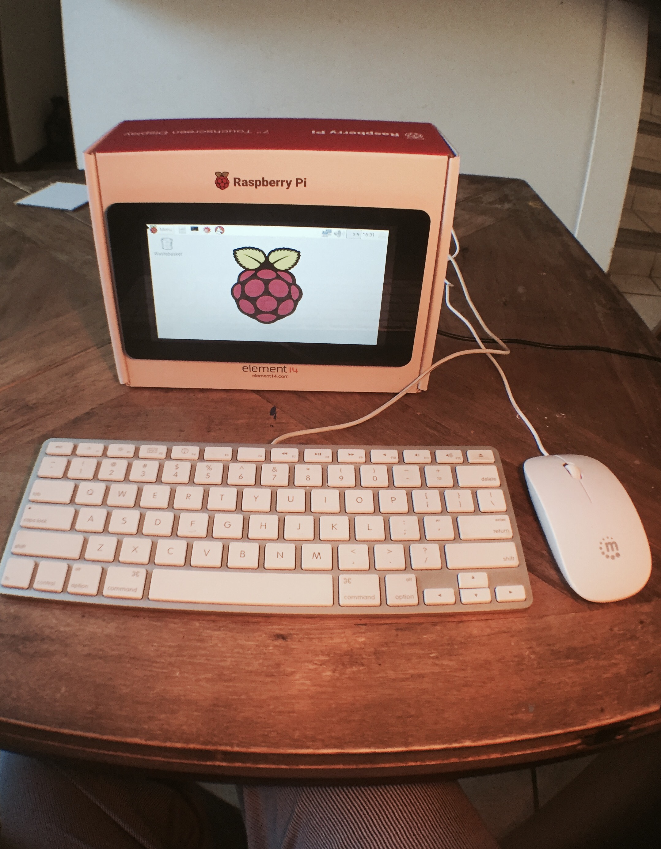 Raspberry PI Touchscreen Case : 5 Steps - Instructables