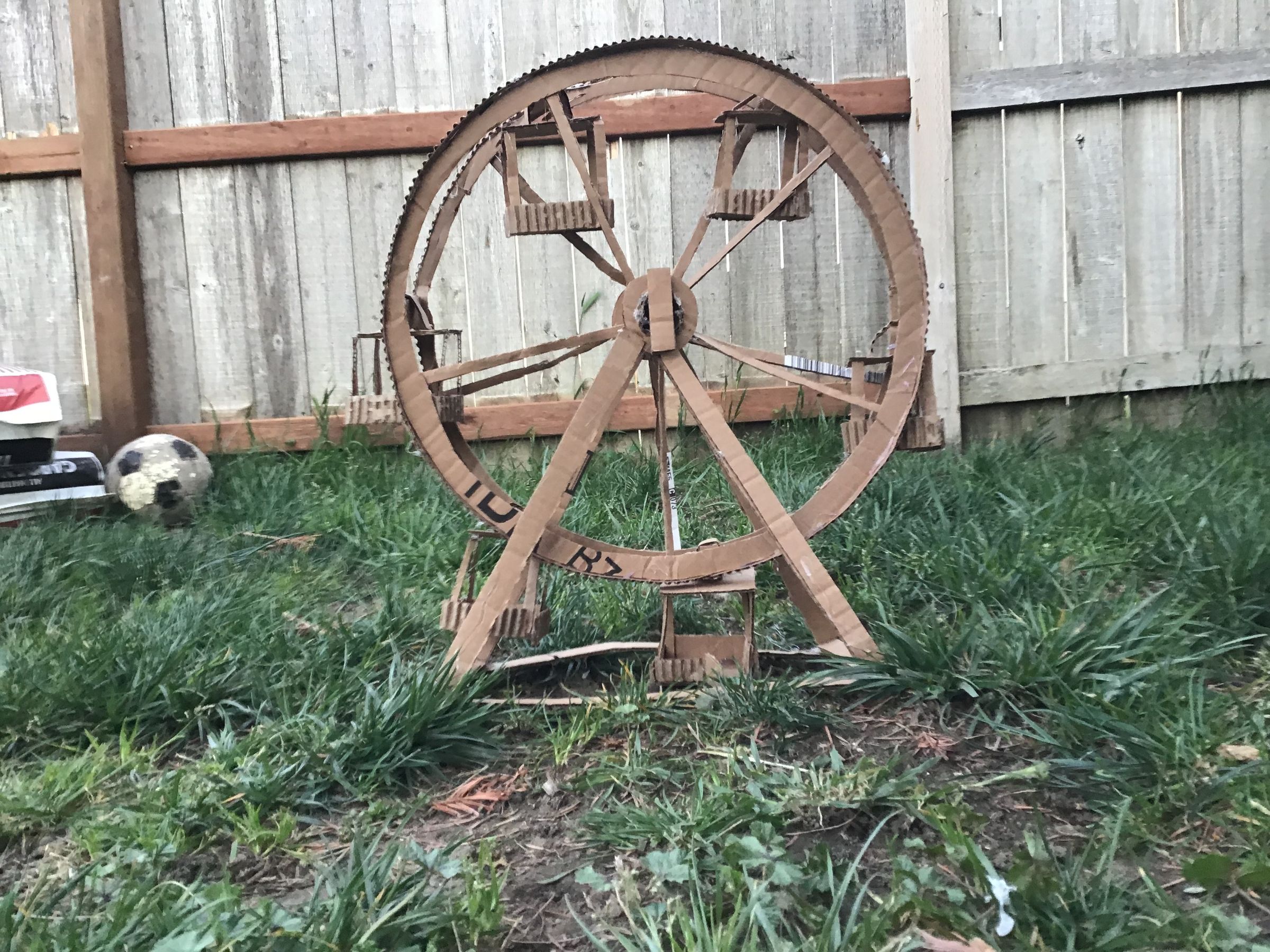 Cardboard Ferris Wheel : 9 Steps - Instructables