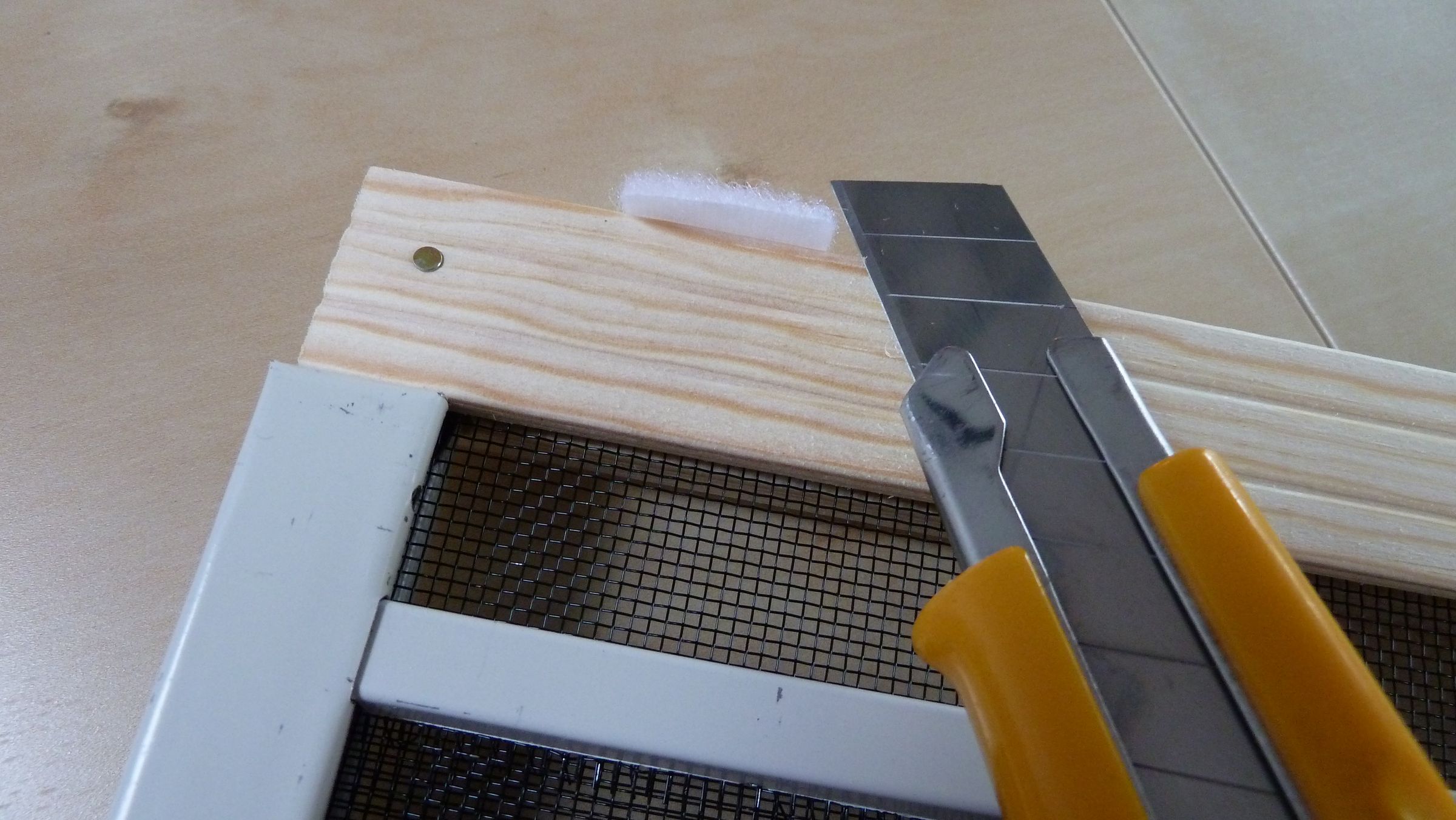 Learn to Love Adjustable Window Screens! : 5 Steps - Instructables