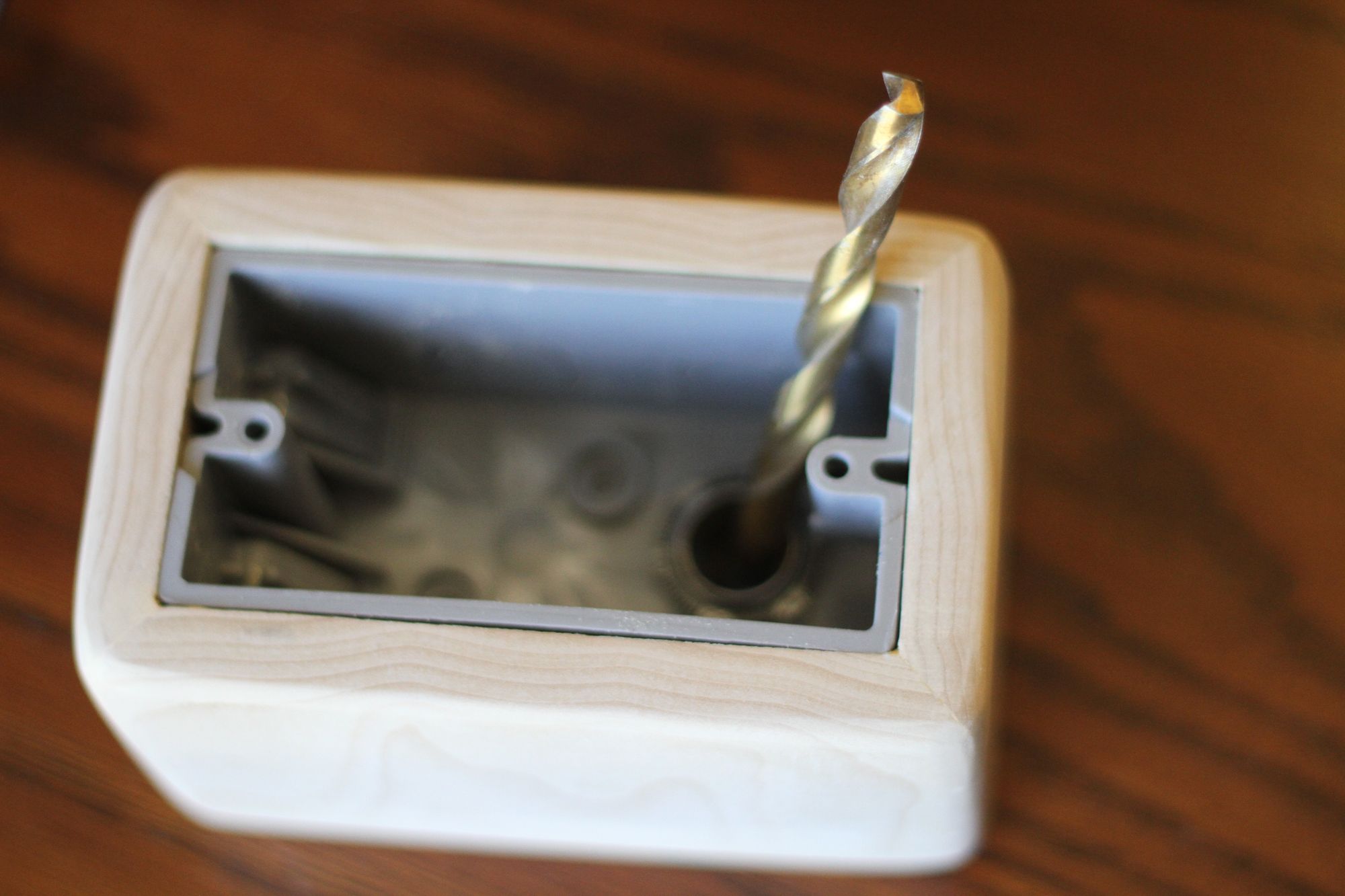 Desktop Power Outlet : 6 Steps (with Pictures) - Instructables