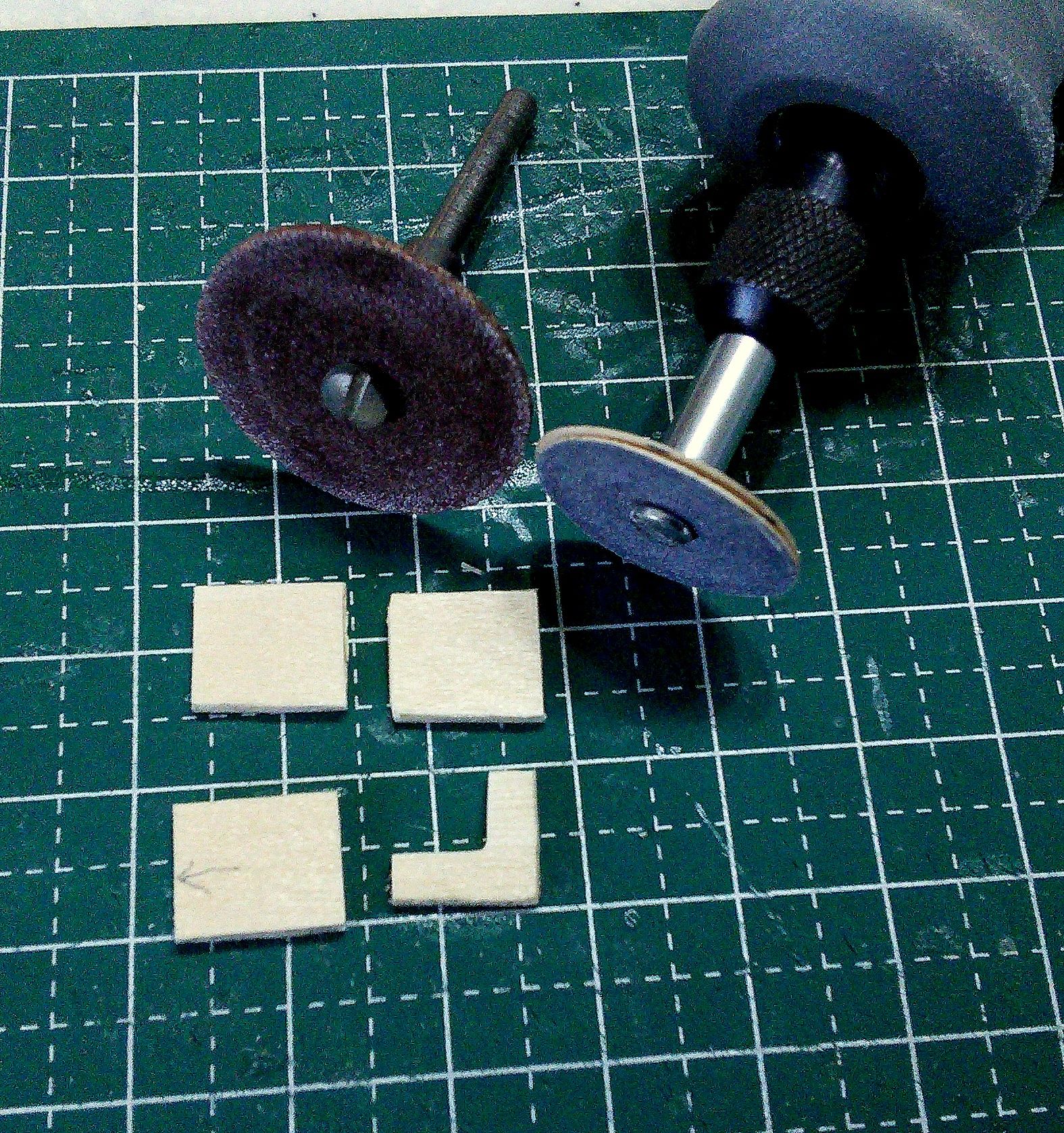 Mini X-Wing Popsicle Stick Model : 5 Steps (with Pictures) - Instructables