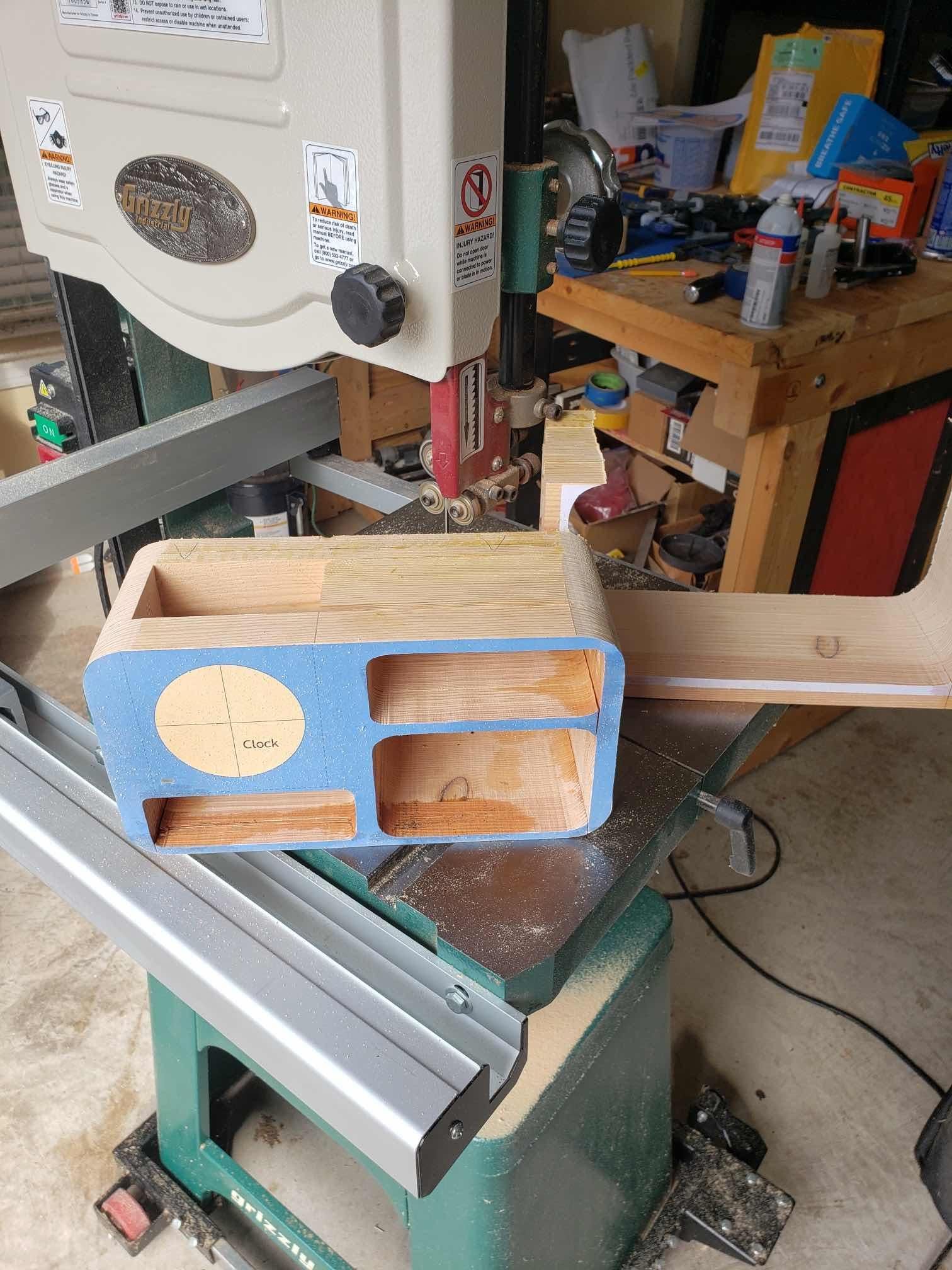 One Board Bandsaw Box Office Desk Caddy : 6 Steps (with Pictures ...