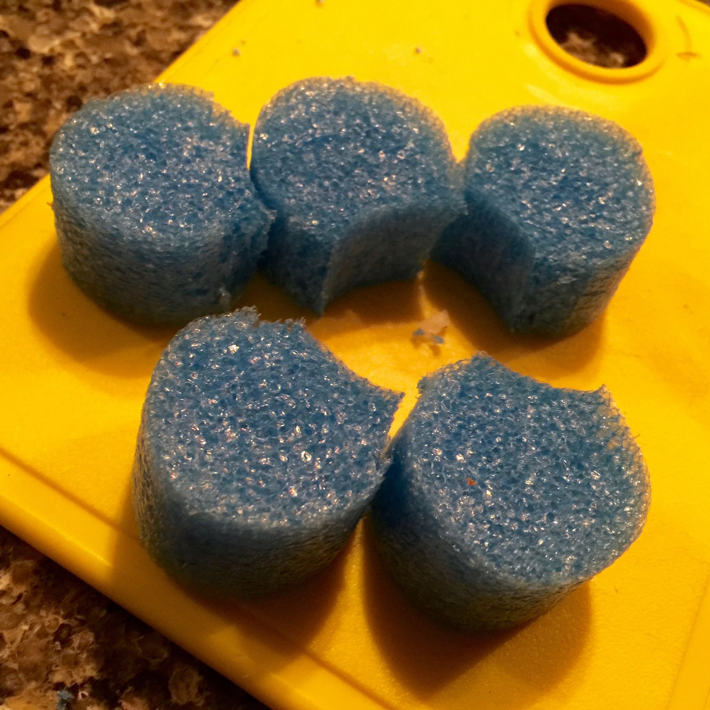 Holiday Pool Noodle Lights : 4 Steps (with Pictures) - Instructables