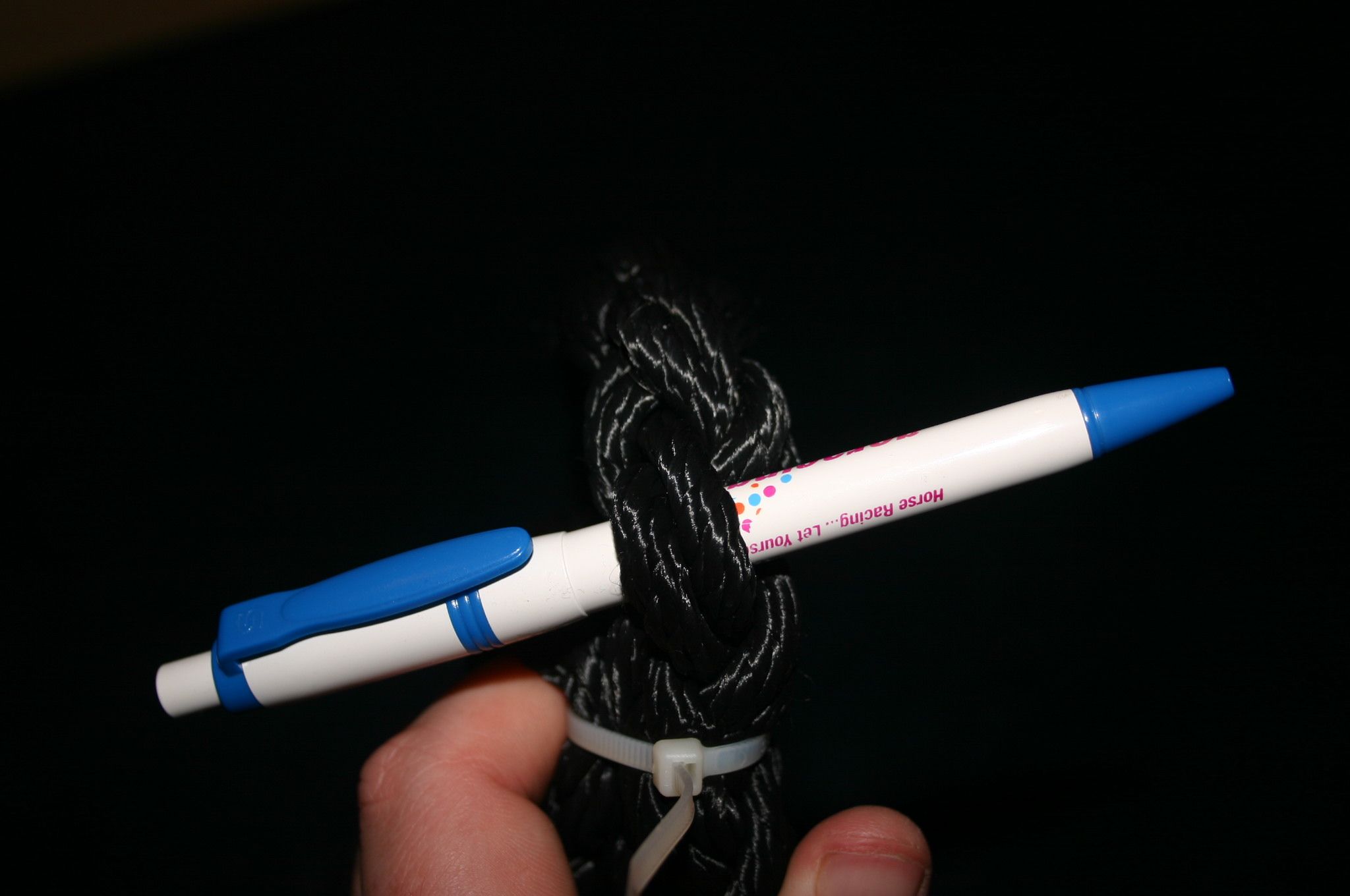 Making a Rope Handle for a Jugger Chain : 4 Steps - Instructables