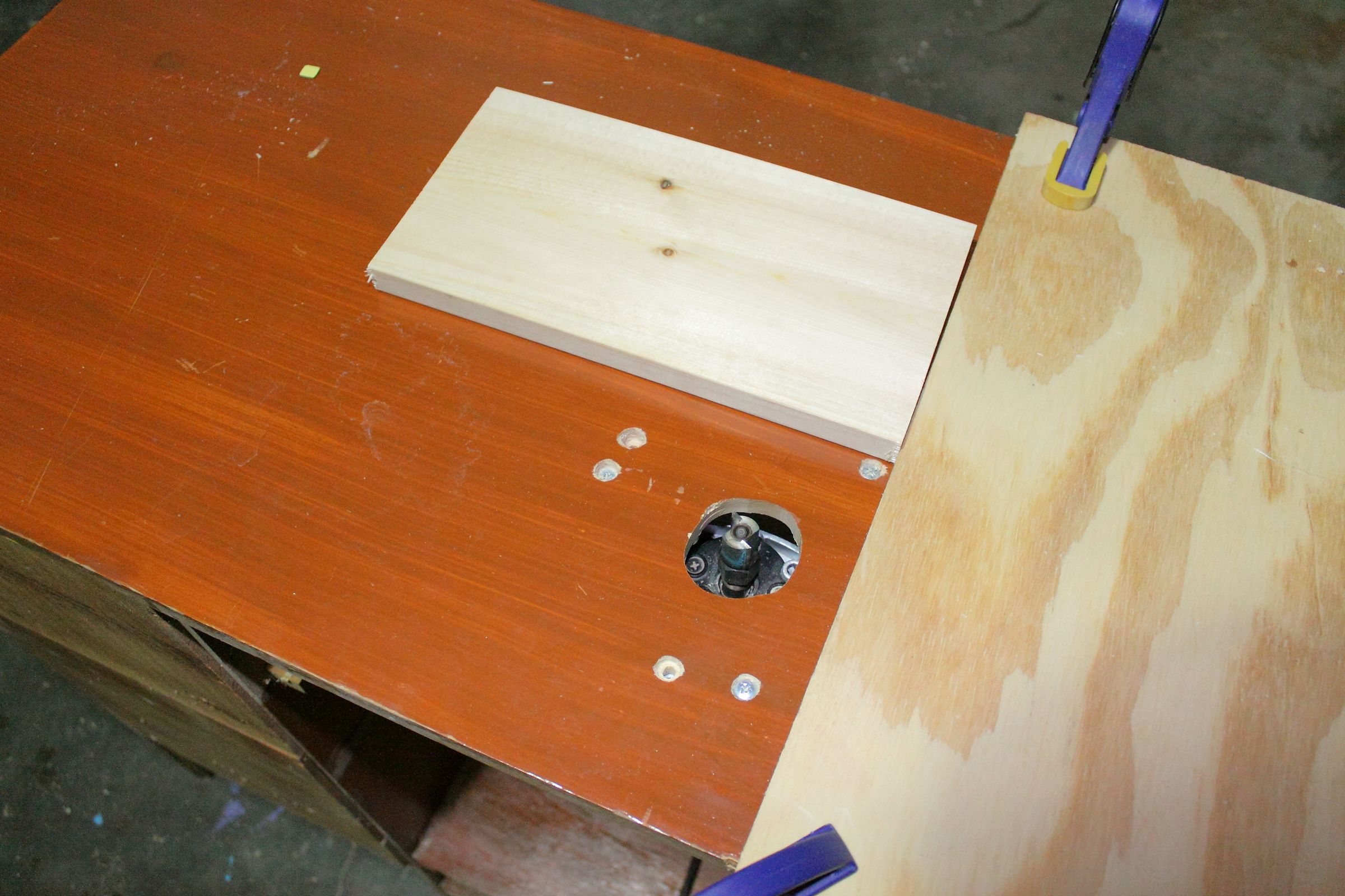 Simple Router Table From Reclaimed Desk : 6 Steps (with Pictures ...