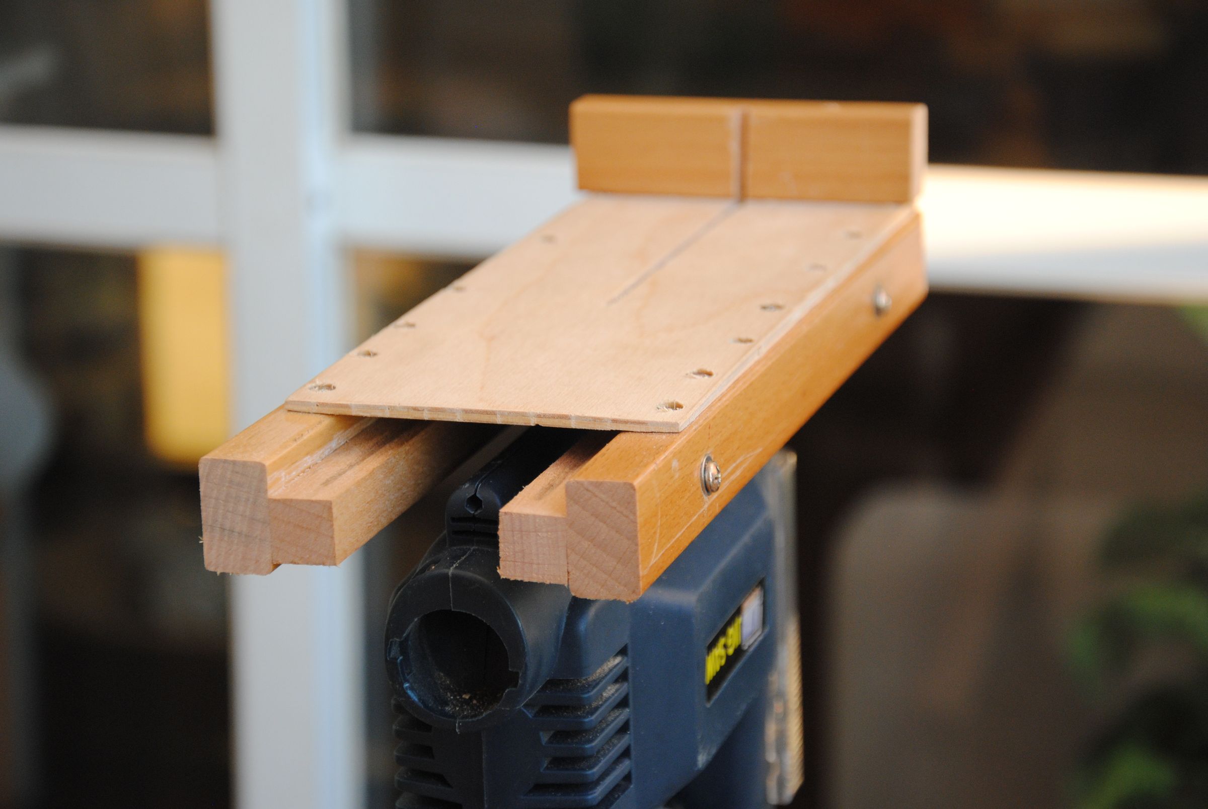 DIY Jigsaw Crosscut Sled - Perfect Jigsaw Cuts Every Single Time! : 8 ...