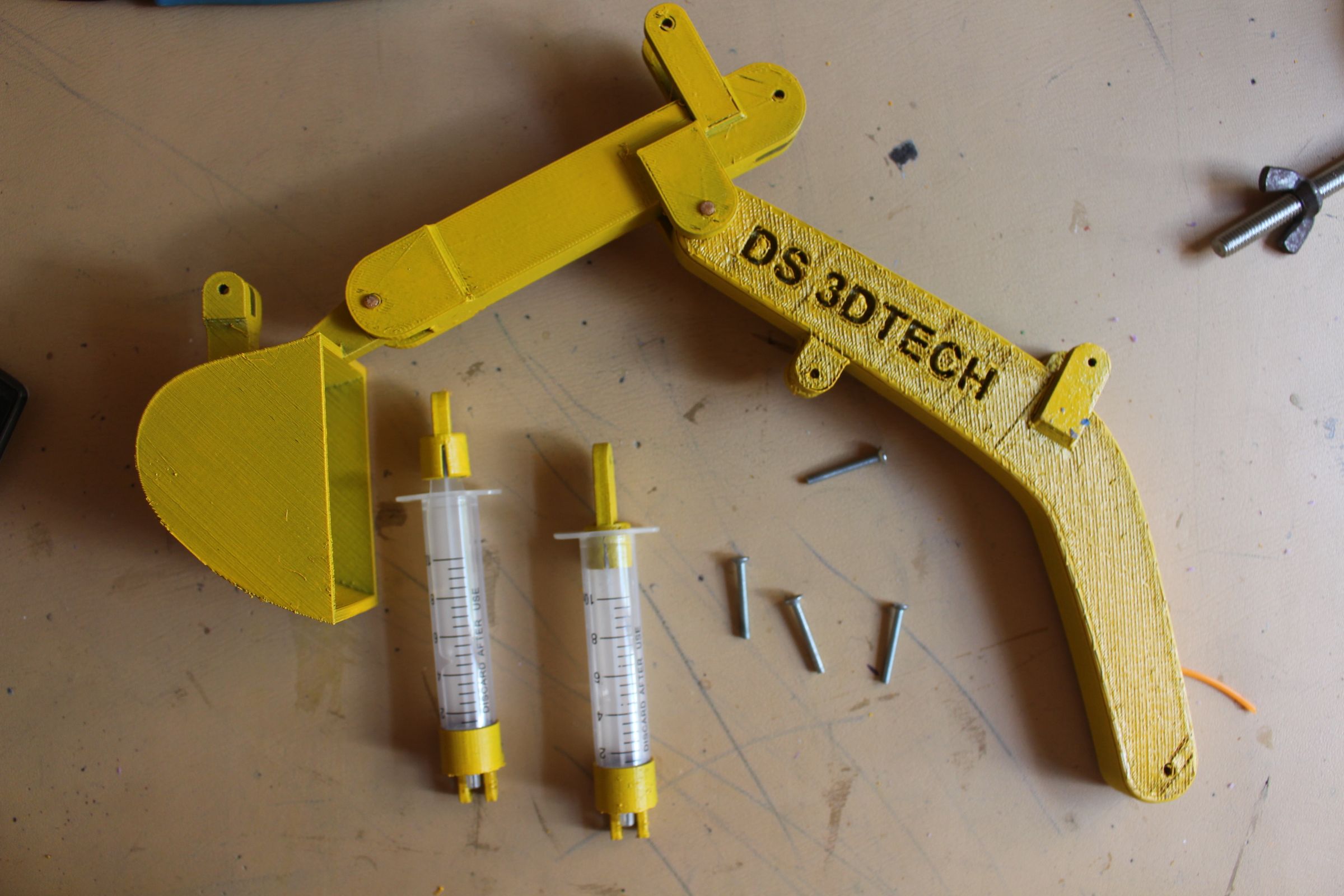 3D Printed Excavator : 15 Steps (with Pictures) - Instructables