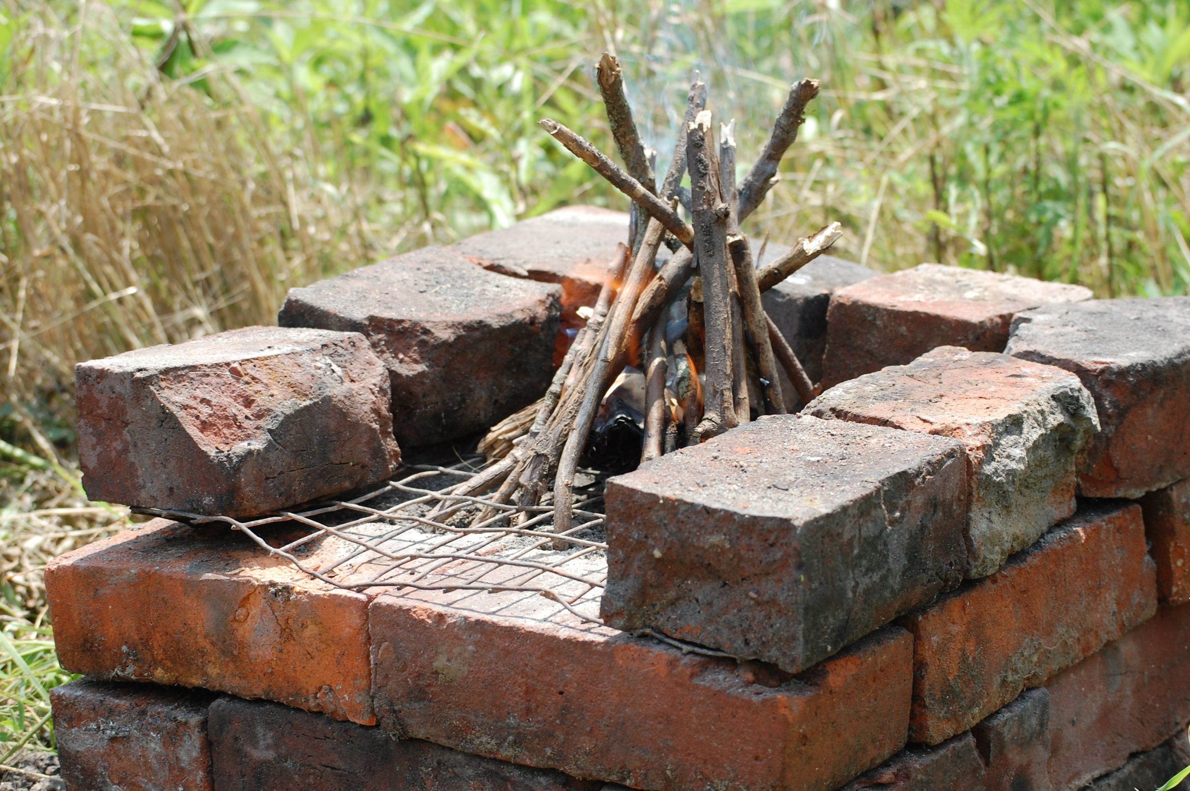 Simple Forge From Red House Bricks : 10 Steps (with Pictures ...
