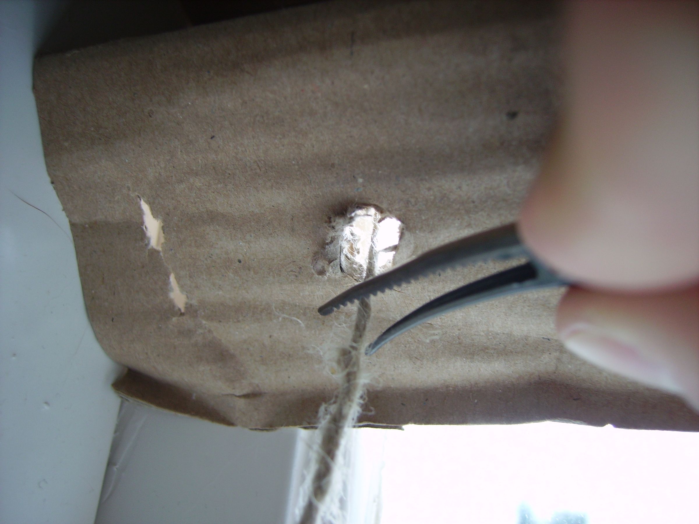 Folded Cardboard Window Blind : 9 Steps (with Pictures) - Instructables