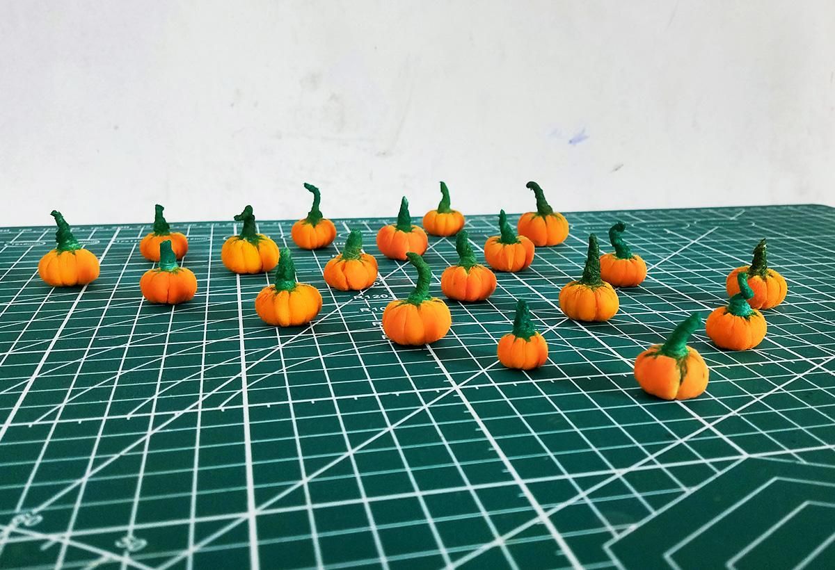 Miniature Pumpkins for Making Other Crafts : 7 Steps (with Pictures) - Instructables