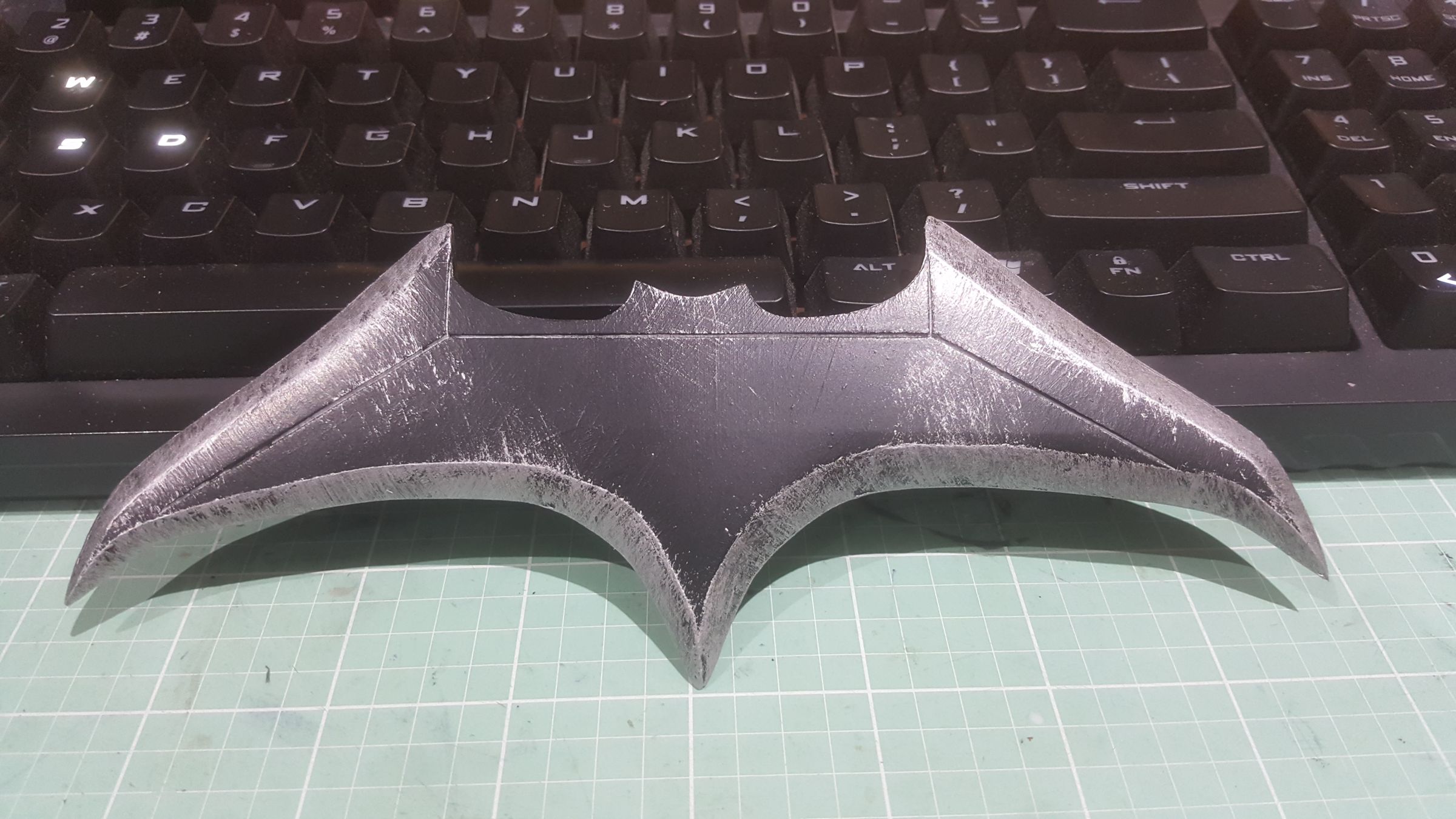 Dawn of Justice Inspired Batarang : 6 Steps (with Pictures) - Instructables