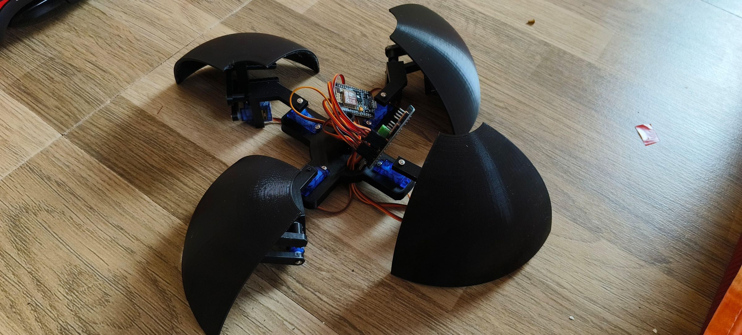 Hemio: the Hemispherical Robot : 10 Steps - Instructables