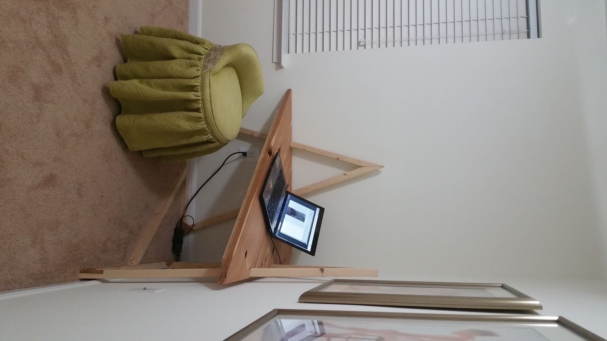 Tri Triangle Table : 3 Steps (with Pictures) - Instructables