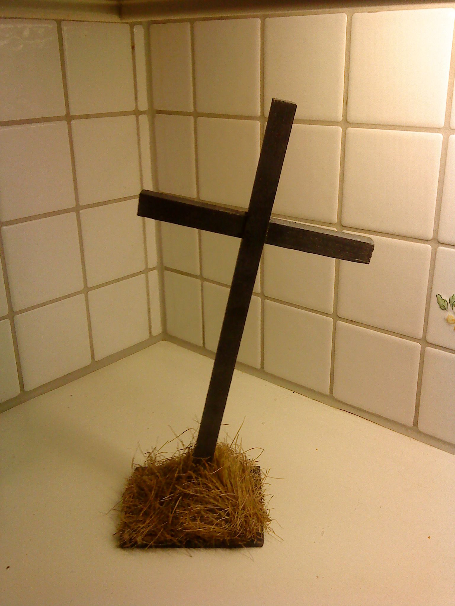 Graveyard Cross for Halloween - Instructables