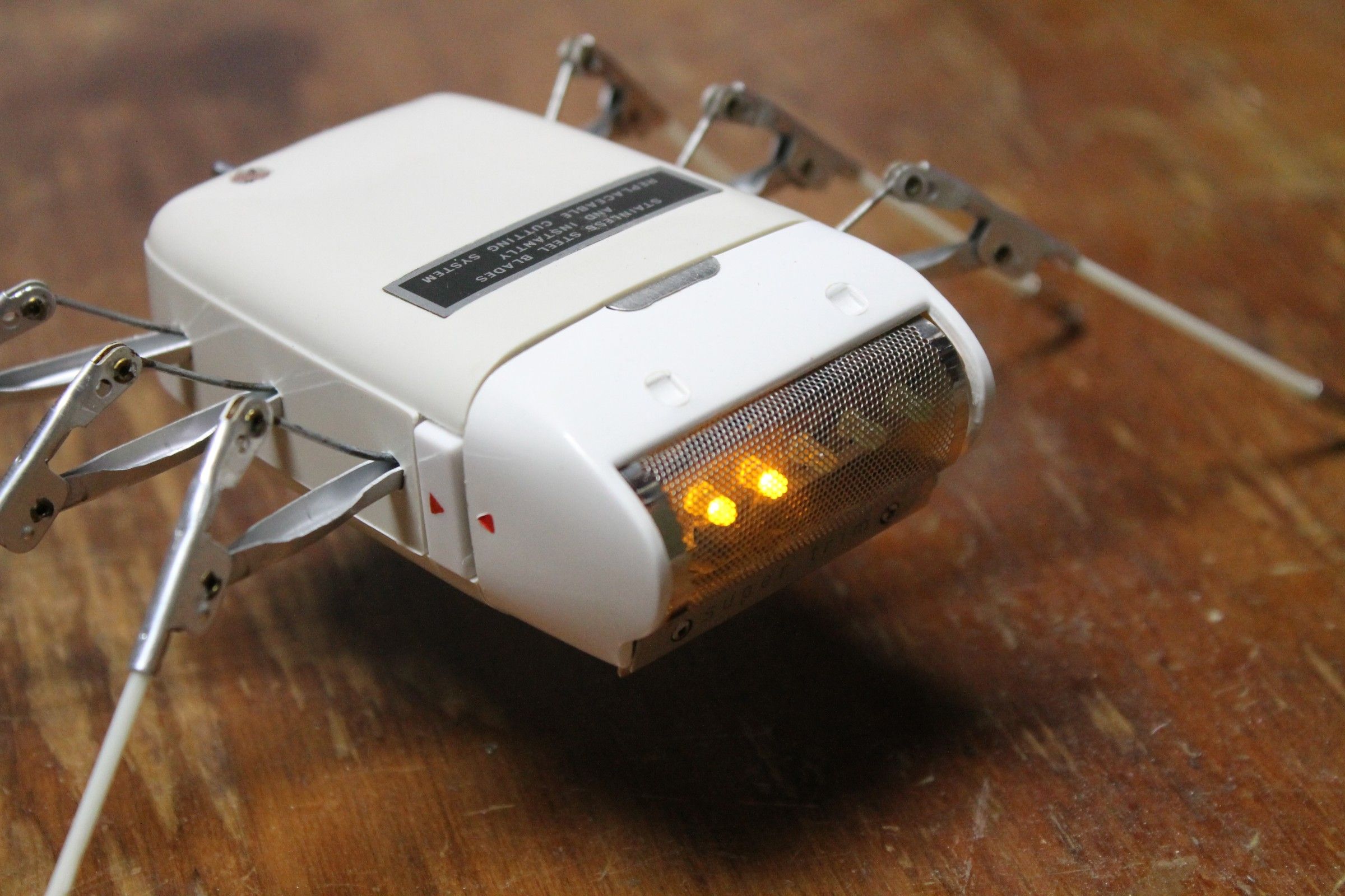 Light Sensitive Junkbot : 14 Steps (with Pictures) - Instructables