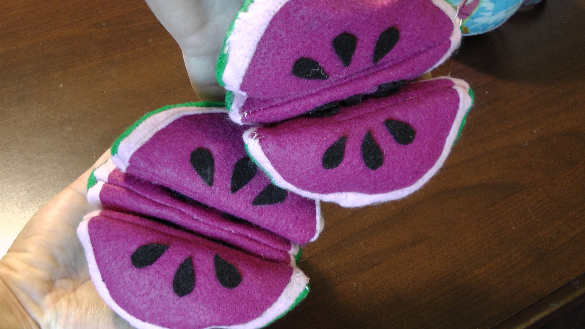 Felt Sewn Watermelon Slices Toy : 15 Steps (with Pictures) - Instructables