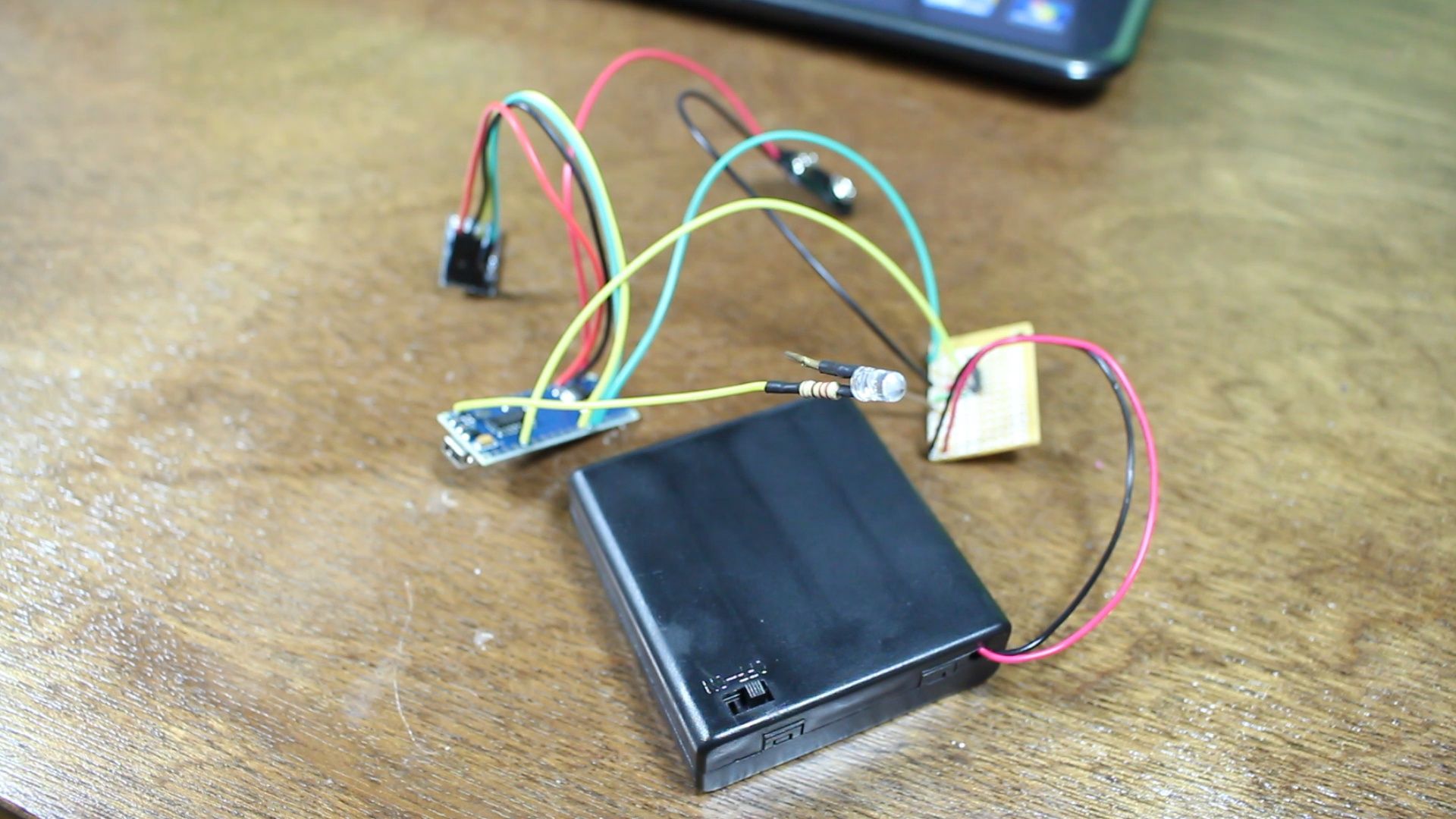 Long Range Dropping System for Drones With Arduino and HC-12 : 11 Steps ...