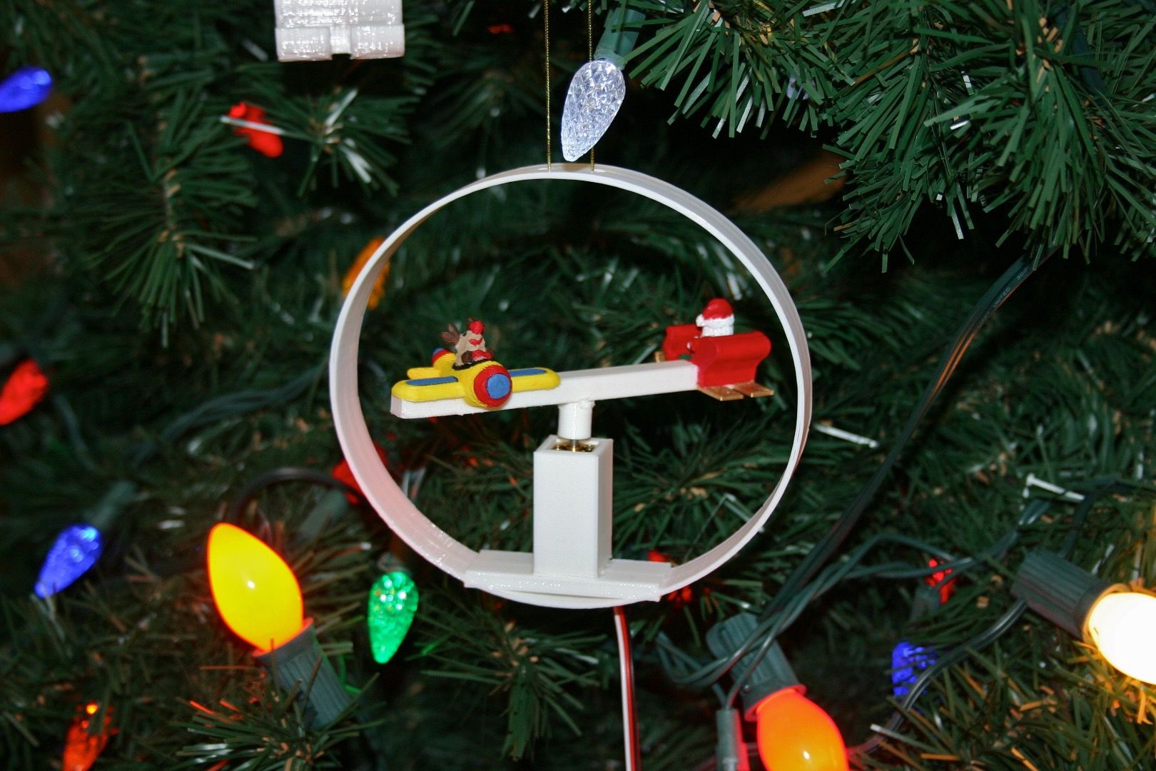 Engineer's Supercapacitor Santa : 4 Steps (with Pictures) - Instructables