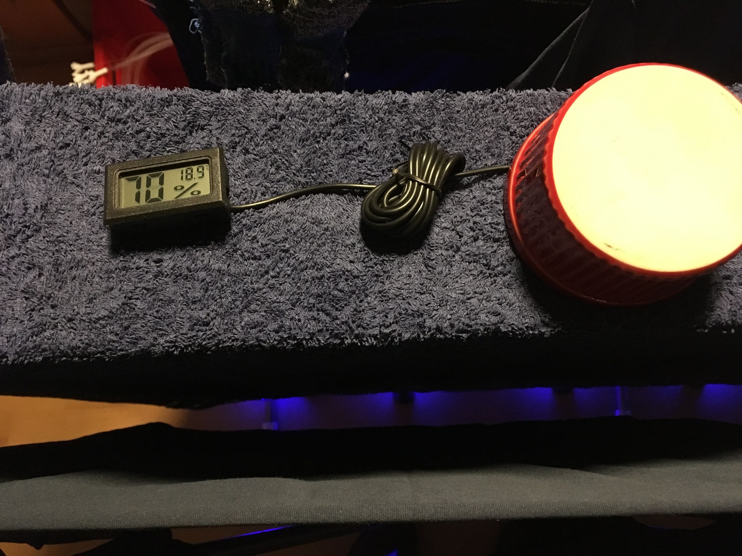 DIY Glowing Laundry Drying Fans : 5 Steps - Instructables