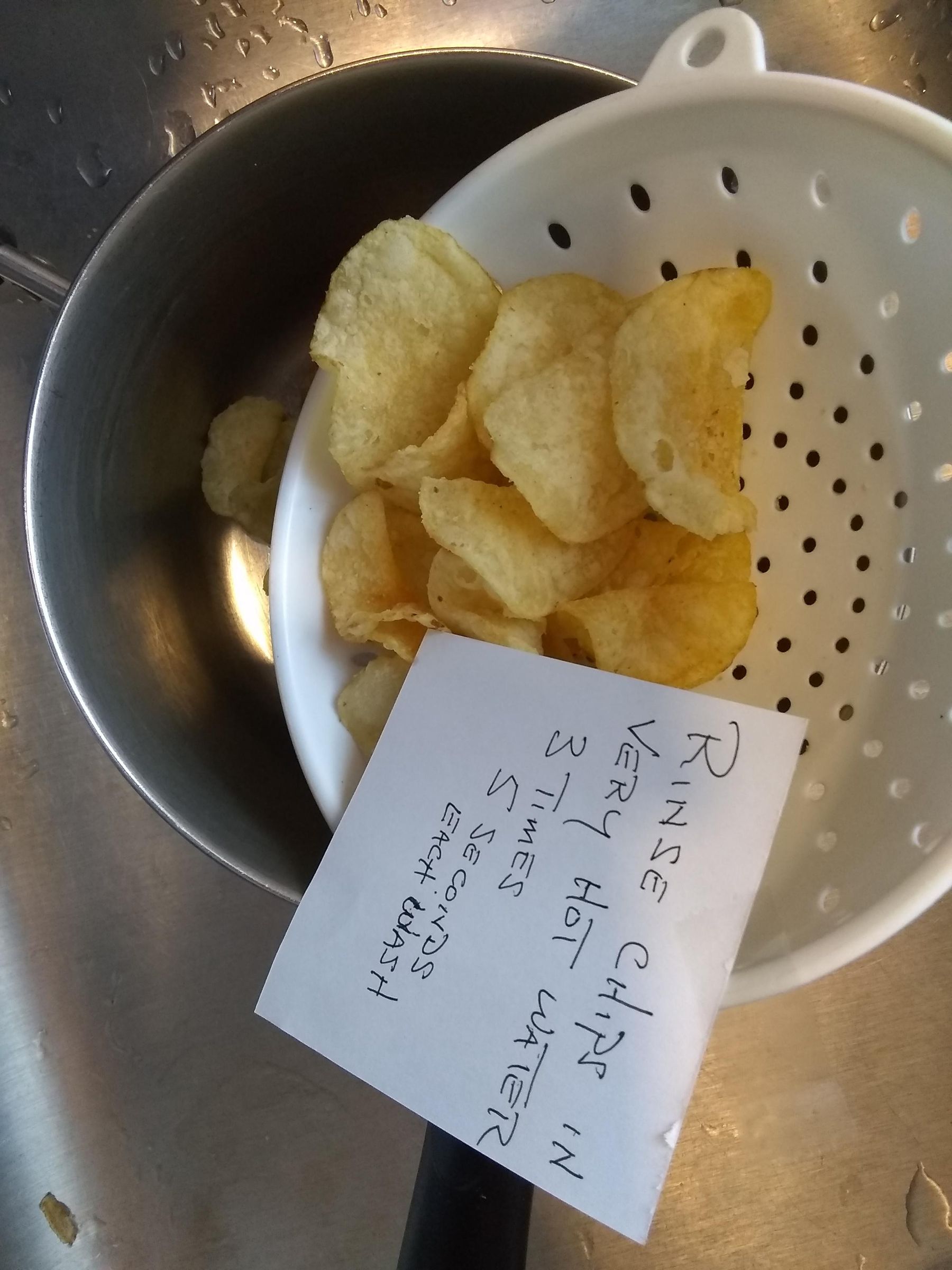 Low Salt Reduced Fat Potato Chips in 3 Minutes ! : 9 Steps - Instructables