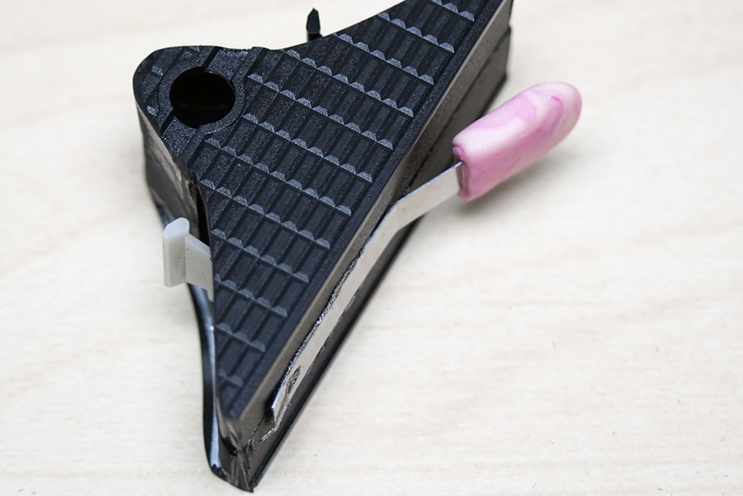 Pocket Fidget Clicker | DIY Project for Recycling VHS Tapes : 9 Steps ...