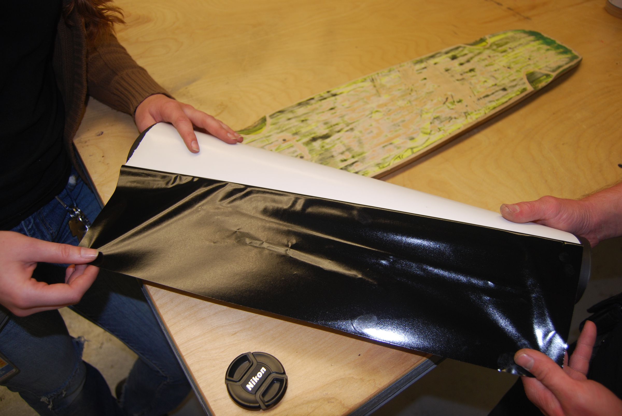 Applying Vinyl to Curved Surfaces : 4 Steps (with Pictures) - Instructables