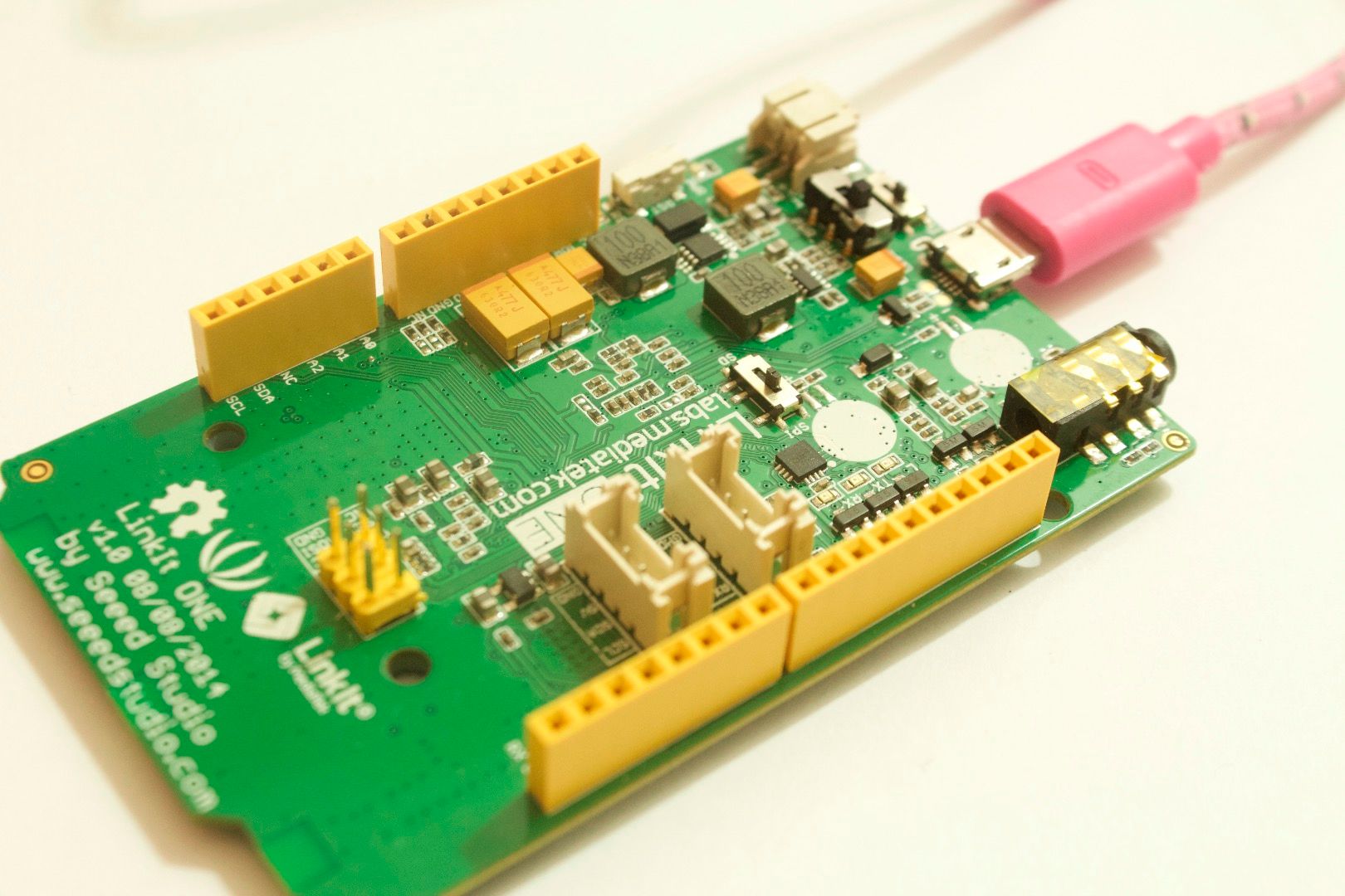 LinkIt One Flex Sensor : 6 Steps - Instructables