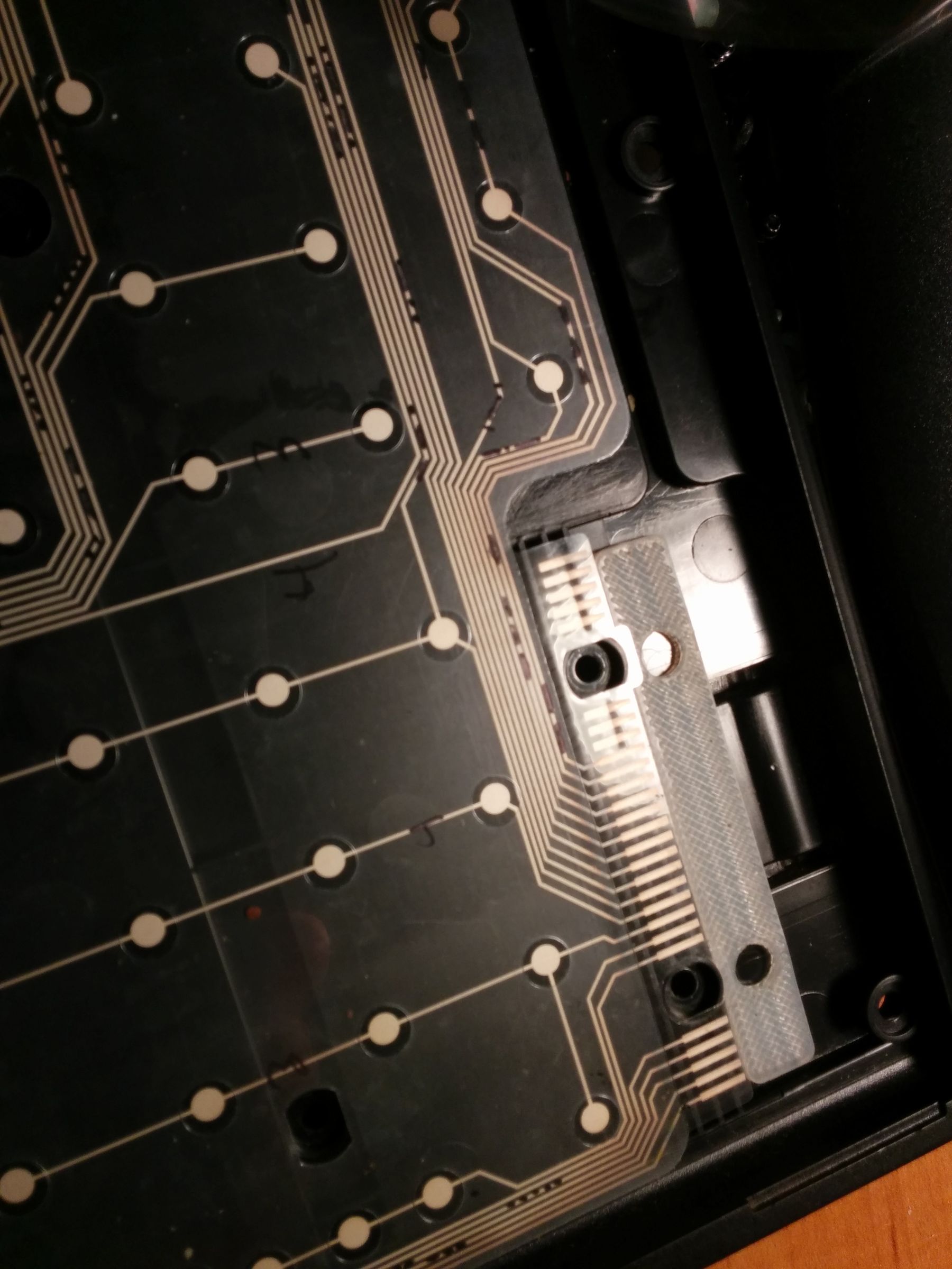 Mapping the Innards of a Keyboard : 7 Steps (with Pictures) - Instructables