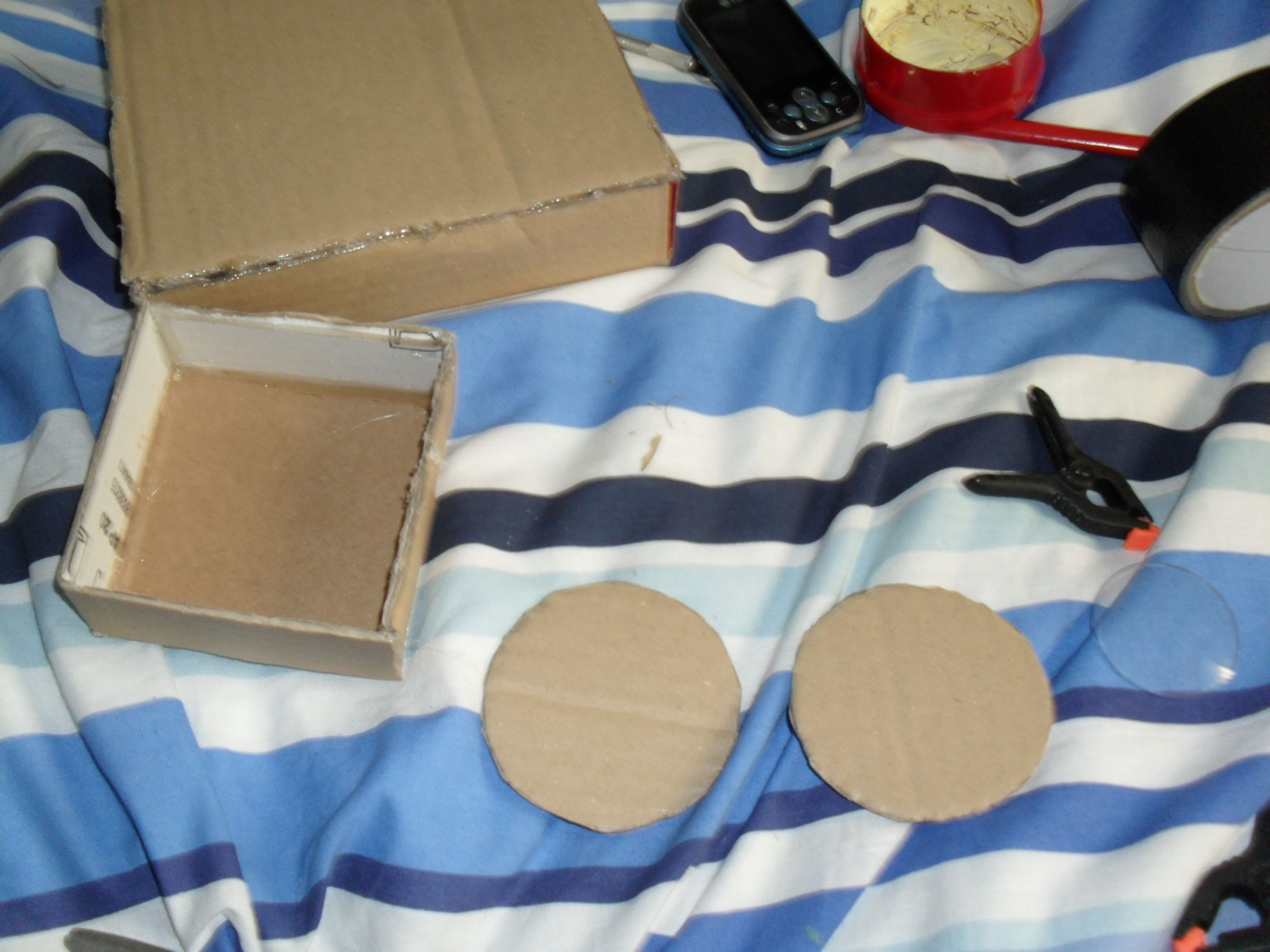 Cardboard Props: How to Make a 1950's Type Press Camera : 9 Steps ...