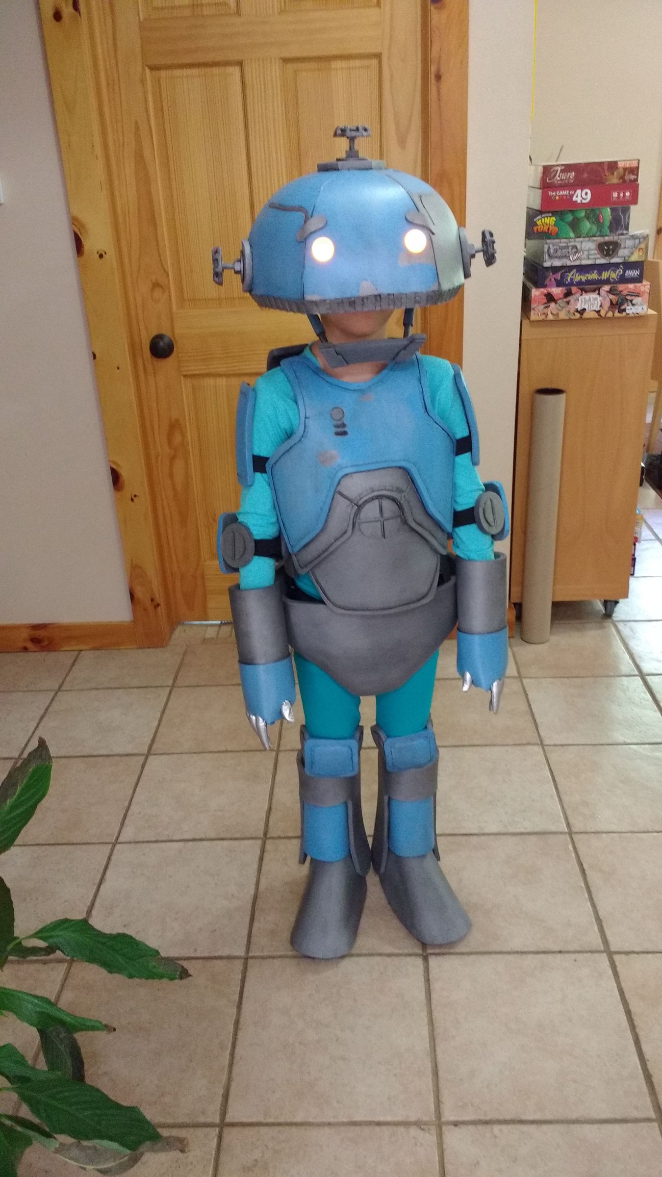 Foam Robot Costume, Beep Bebop of Robit Riddle : 4 Steps (with Pictures ...