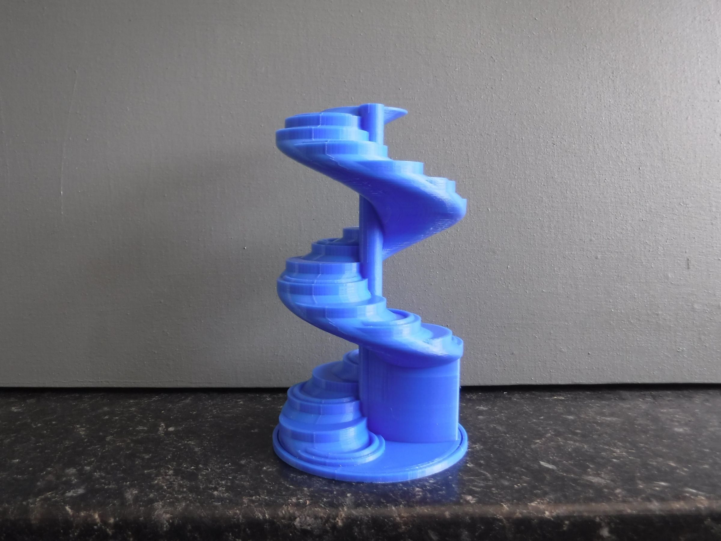 Dice Tower : 12 Steps (with Pictures) - Instructables