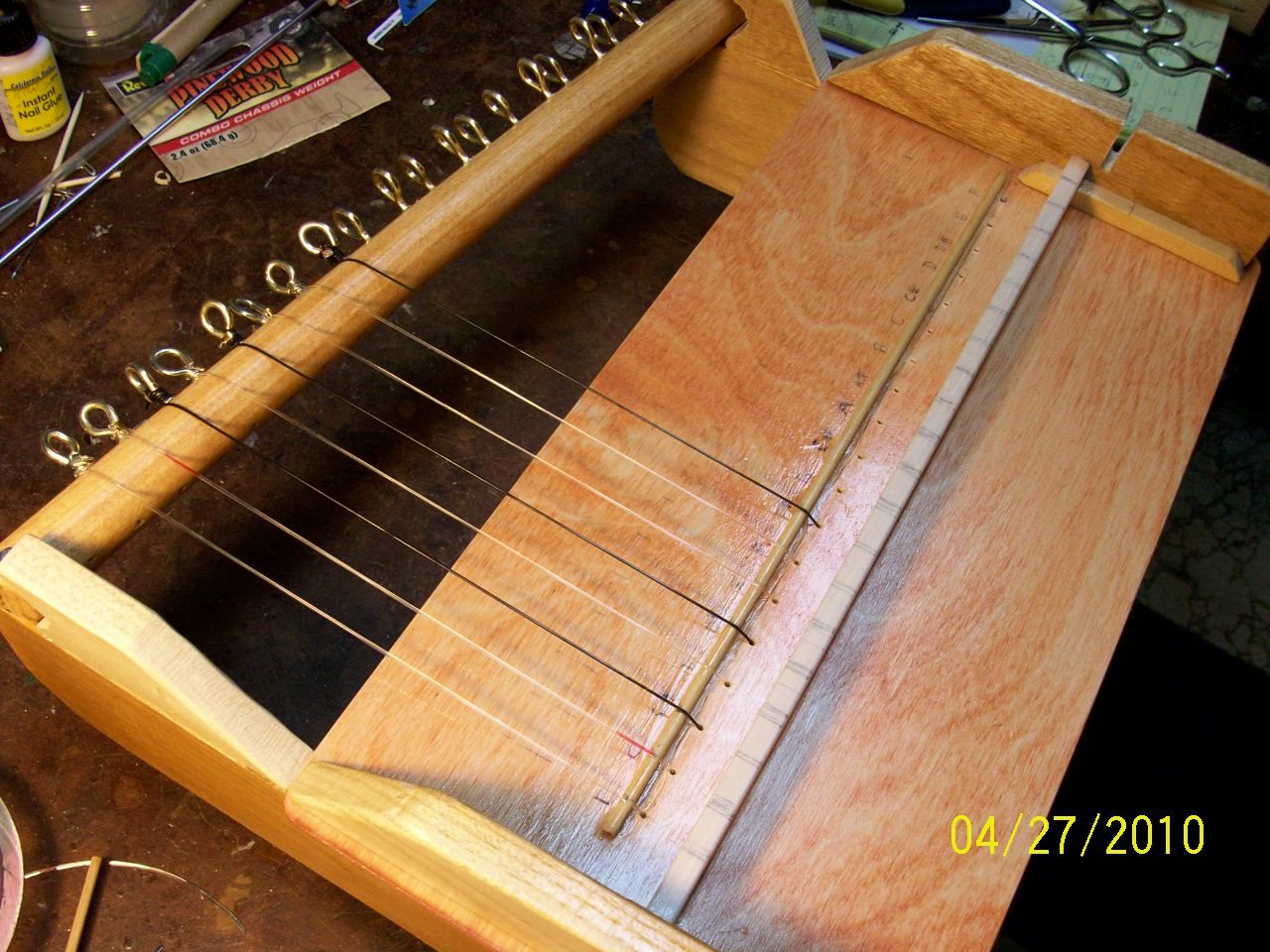 LAP PIANO : 4 Steps - Instructables