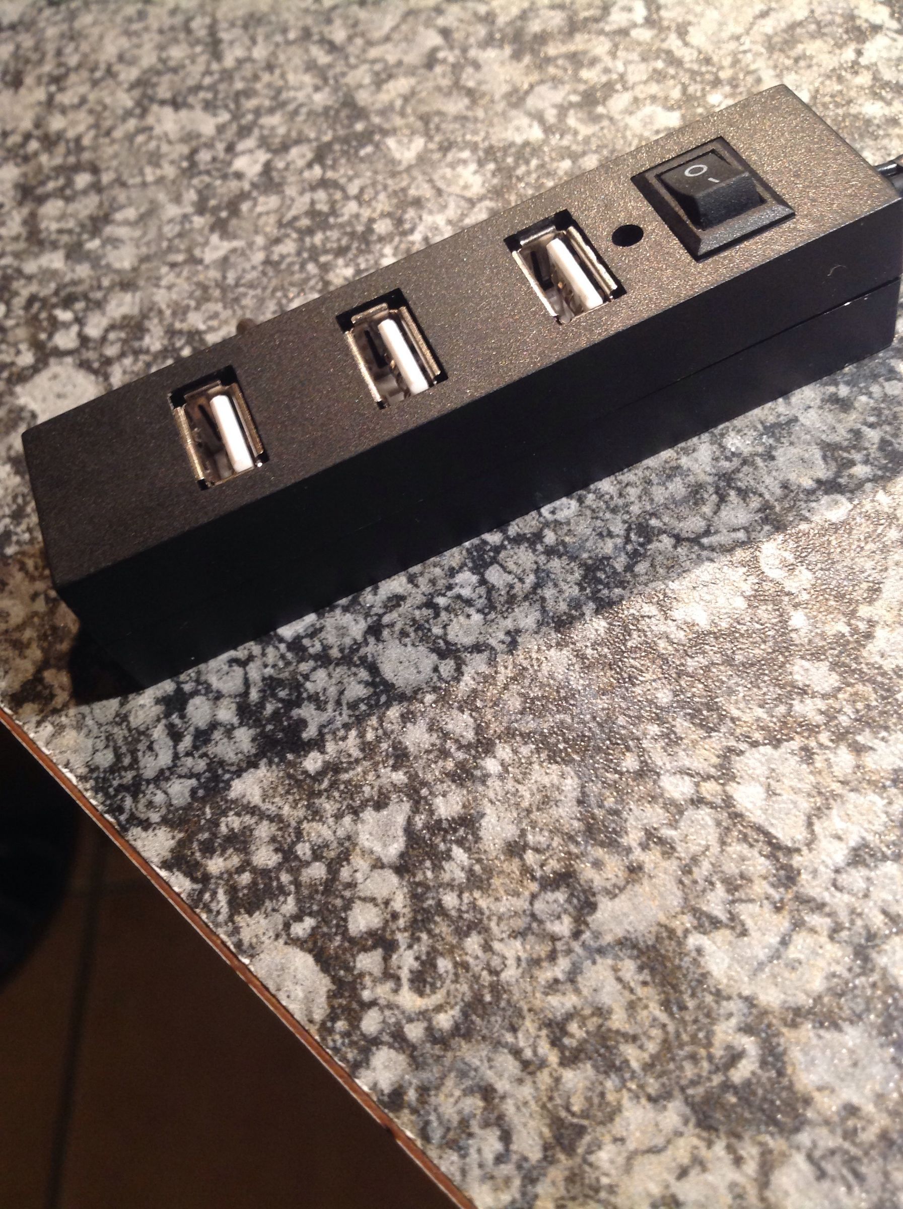 USB Powered Hub Hack for Raspberry Pi External Harddrive : 5 Steps ...