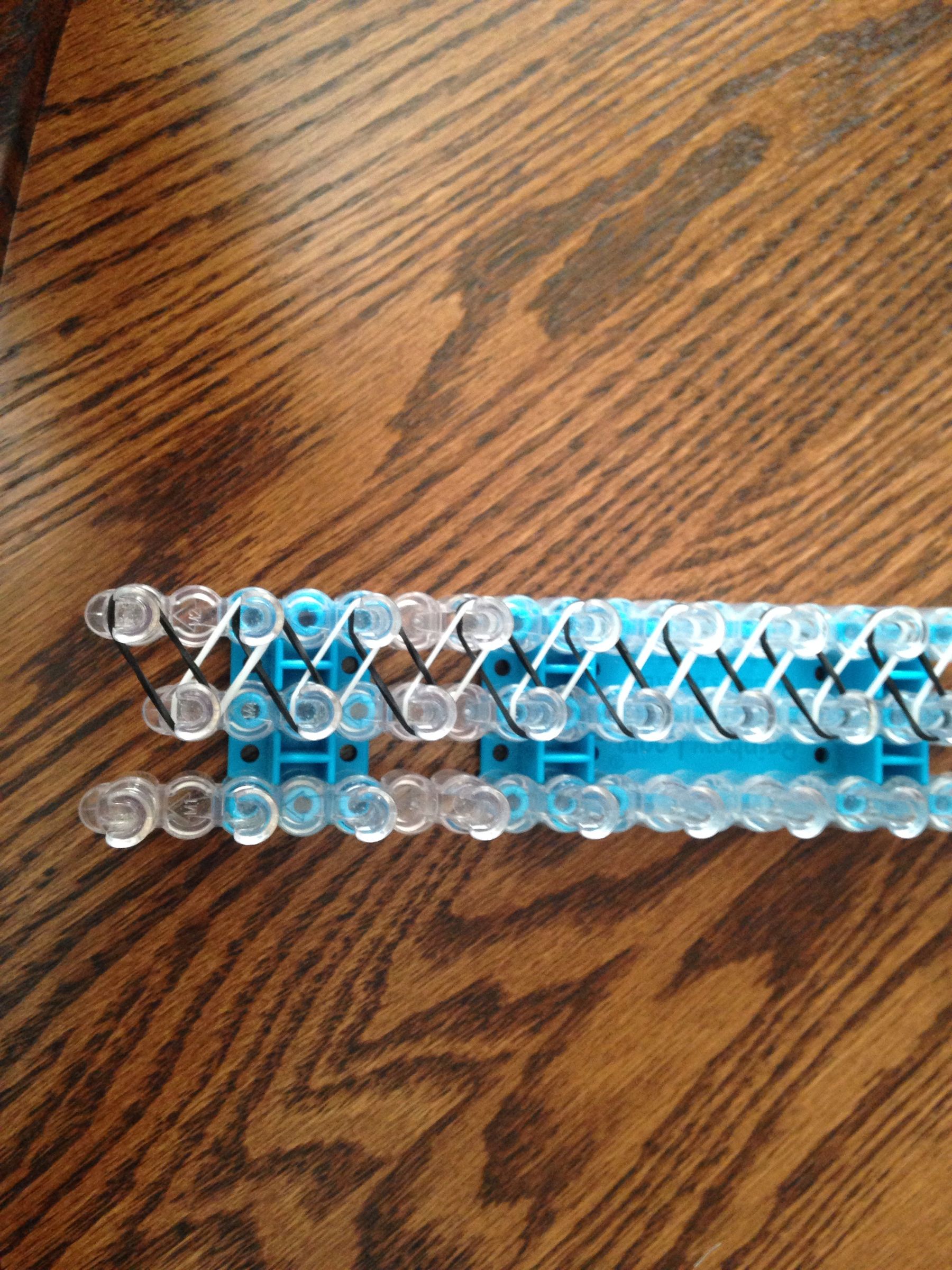 Rainbow Loom Chain Bracelet : 10 Steps - Instructables