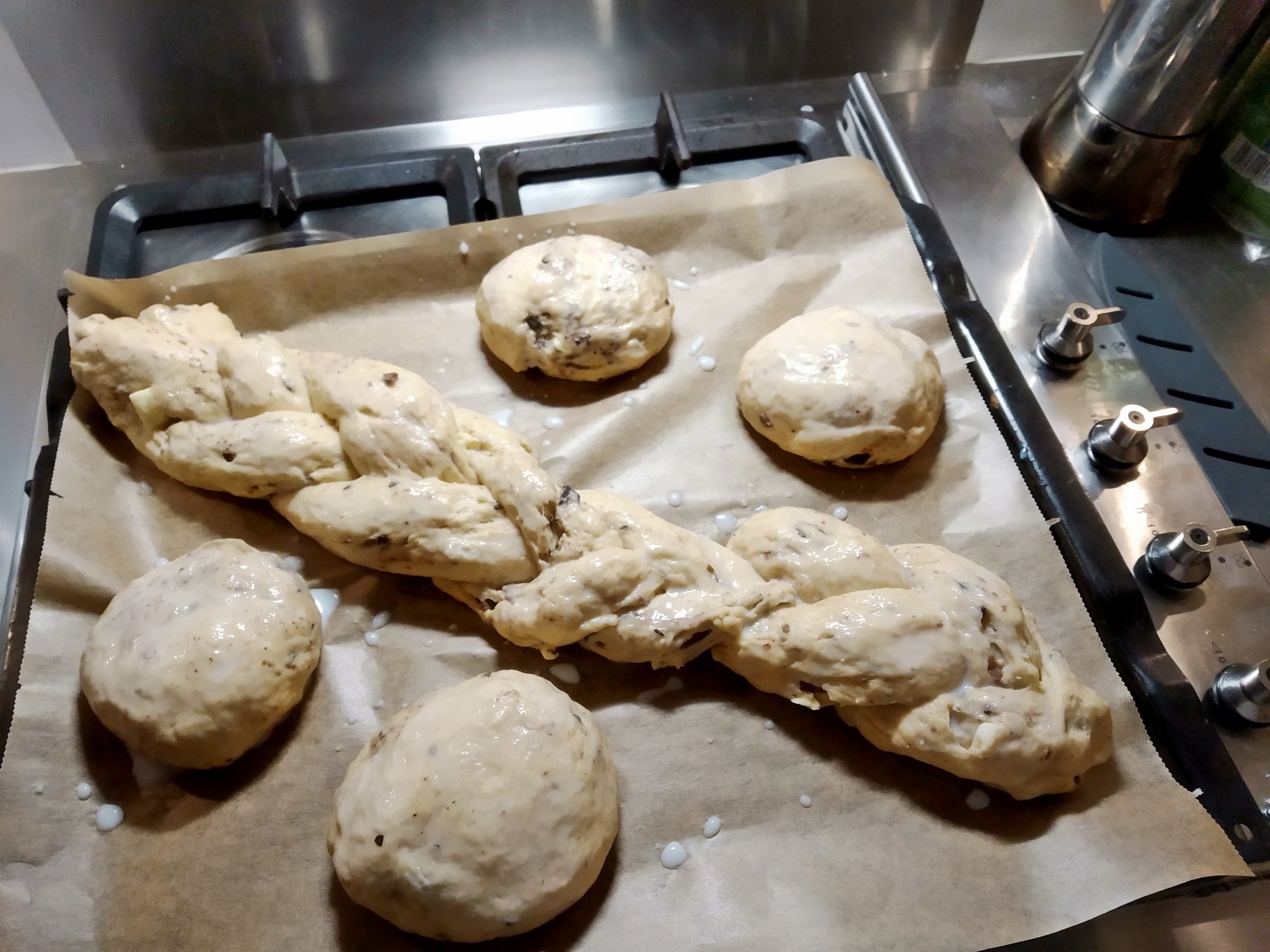 Triple Chocolate School Bun - Schulbroetchen : 10 Steps (with Pictures ...