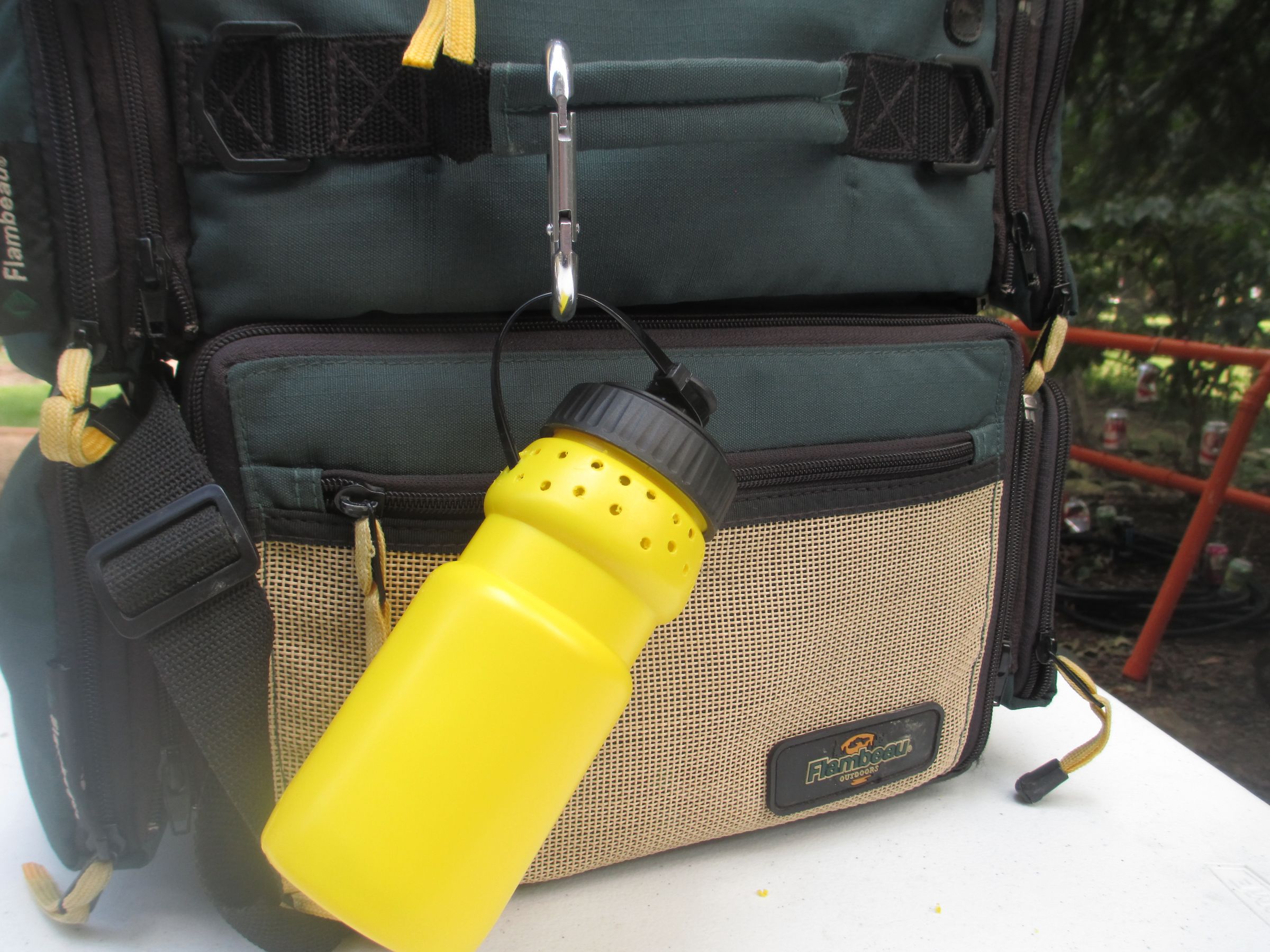 Make a Worm Bait Bottle for Fishing : 10 Steps (with Pictures ...