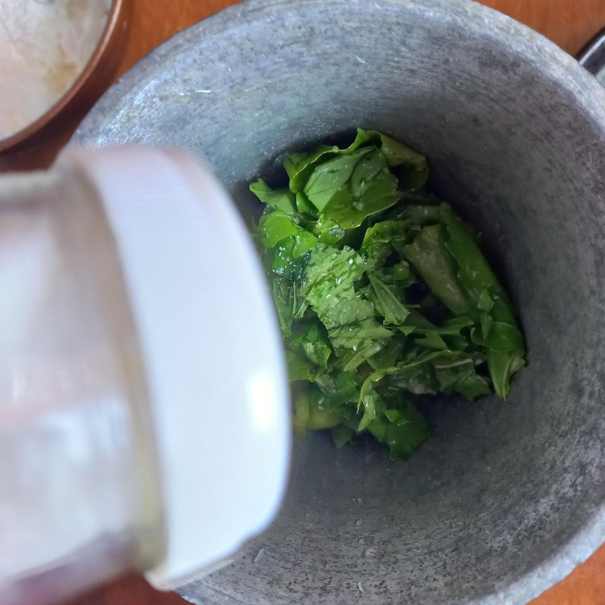 Egyptian Cottage Cheese With Green Pepper and Baladi Bread : 6 Steps ...