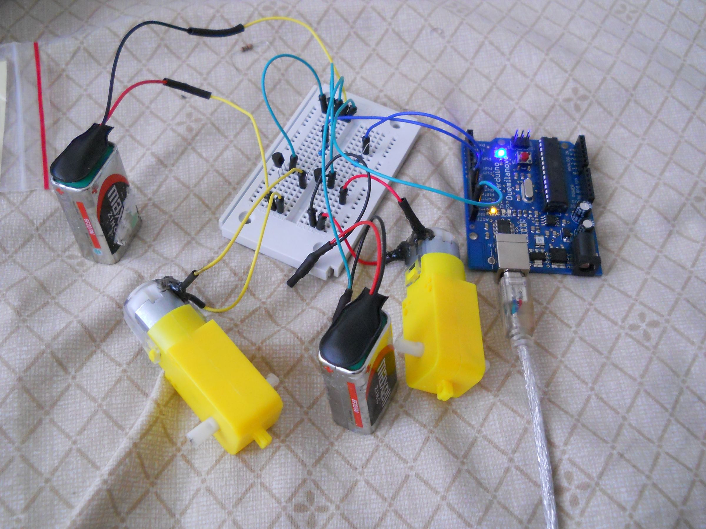 Remote Controlled Arduino Car - Instructables