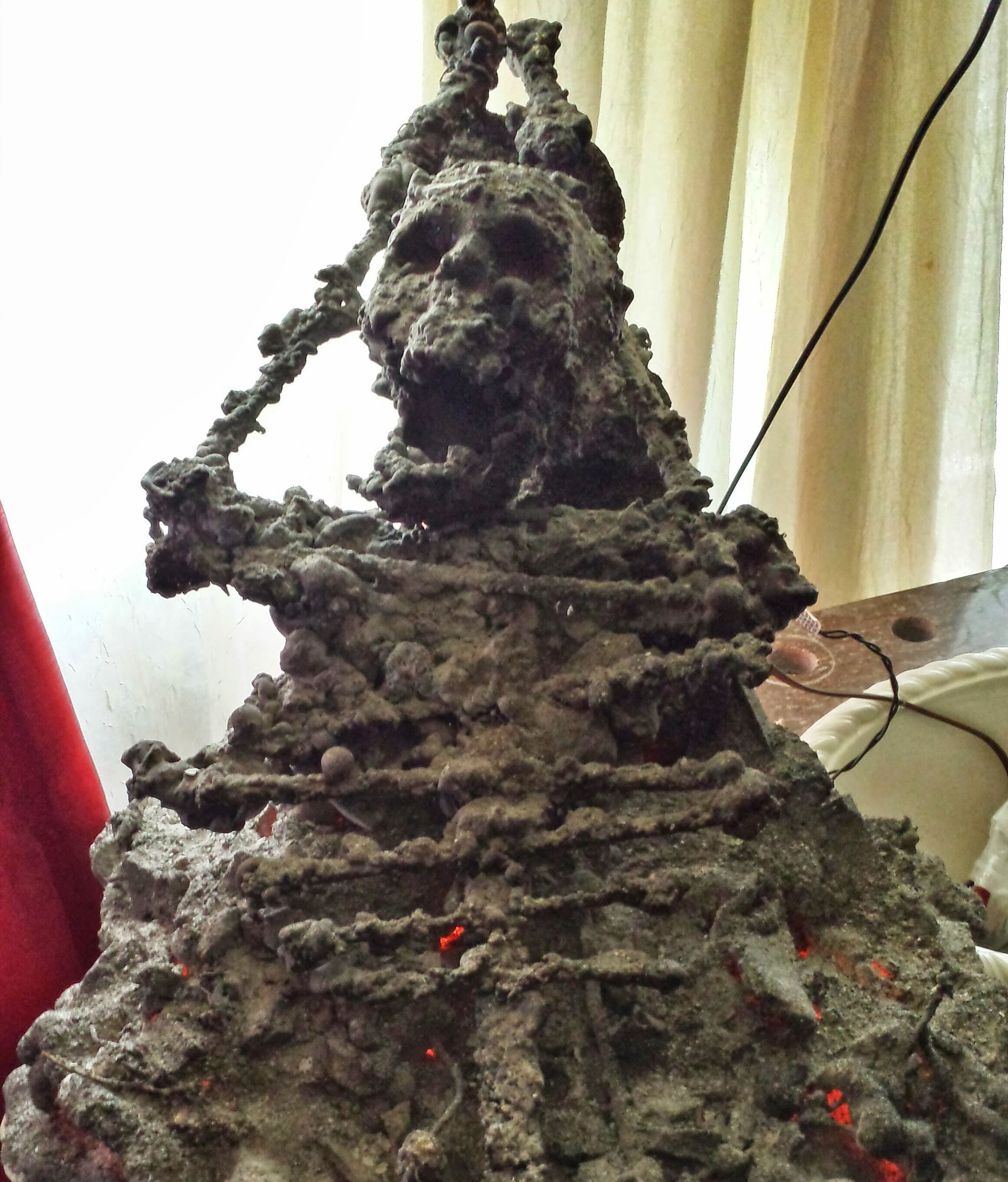 Burnt Corpse / Burning Embers Halloween Prop : 7 Steps - Instructables