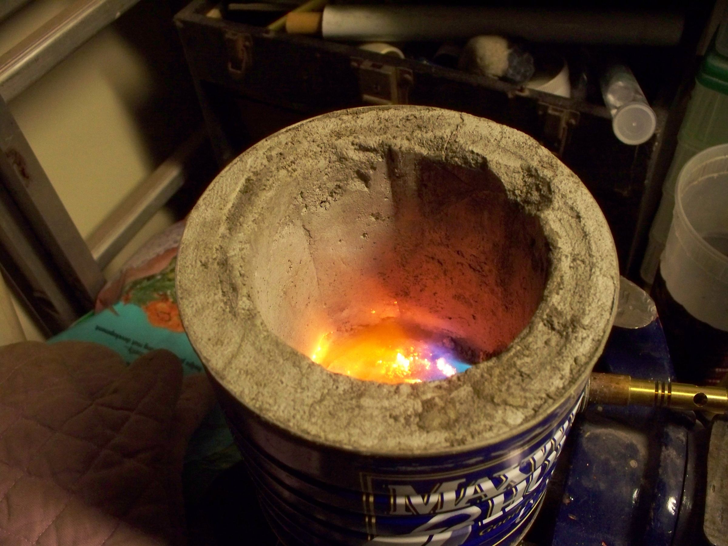 Ultimate Guide to Making a Cheap But Effective Aluminium Forge. : 5 ...