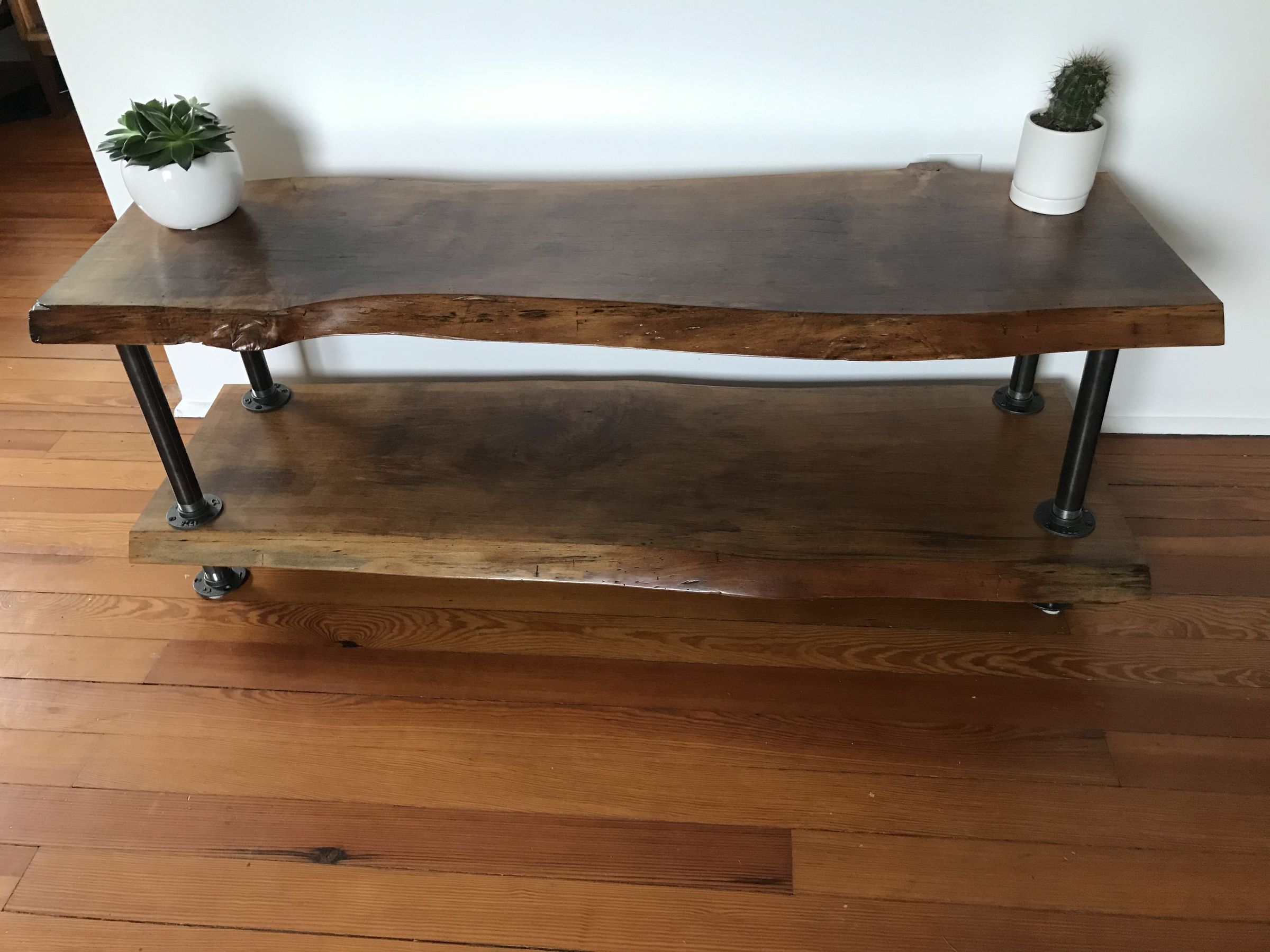 Live Edge Oak TV Console With Iron Pipe Legs : 5 Steps (with Pictures ...