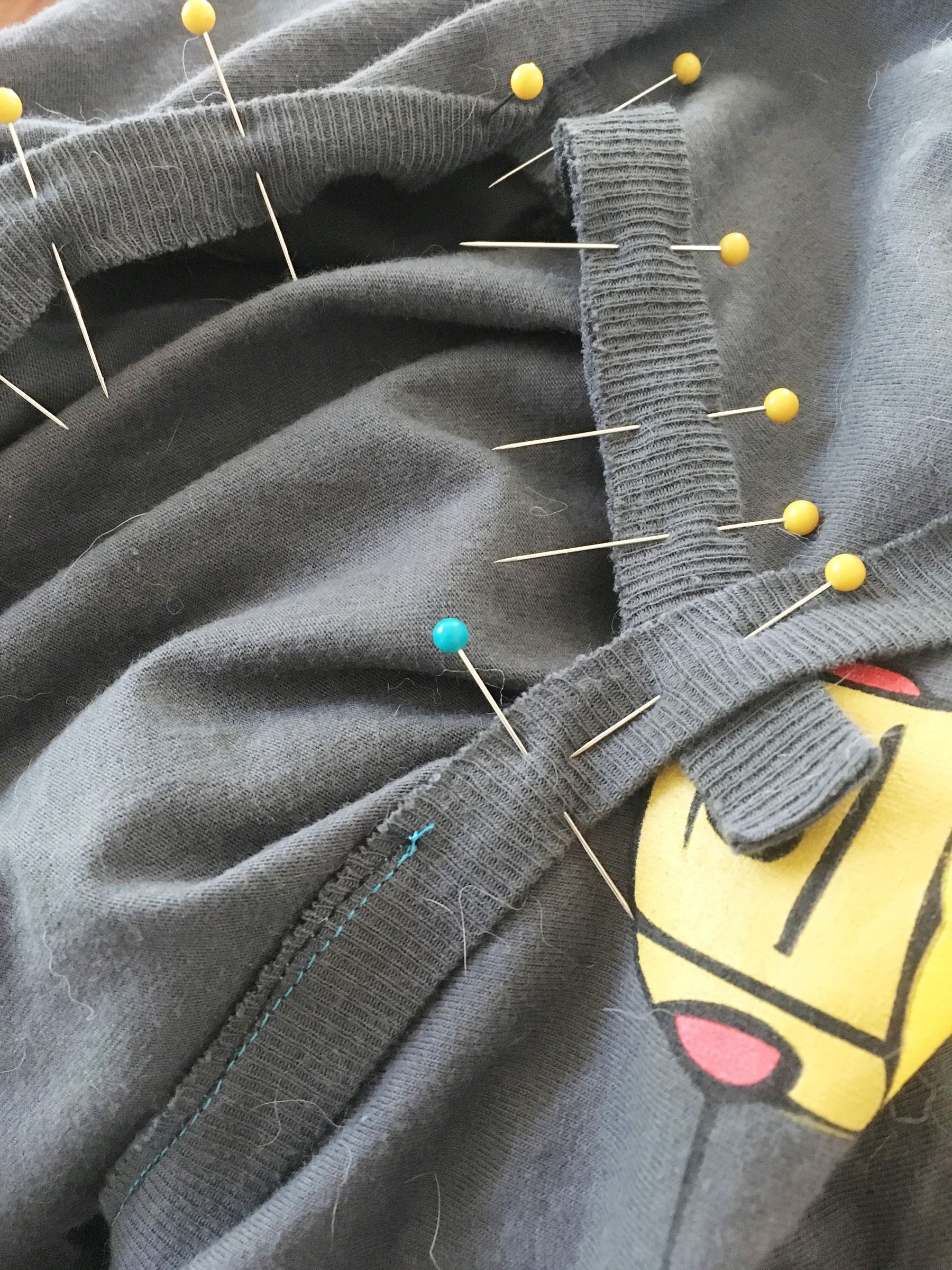 Turning a Crew Neck Into a V-Neck : 11 Steps (with Pictures ...