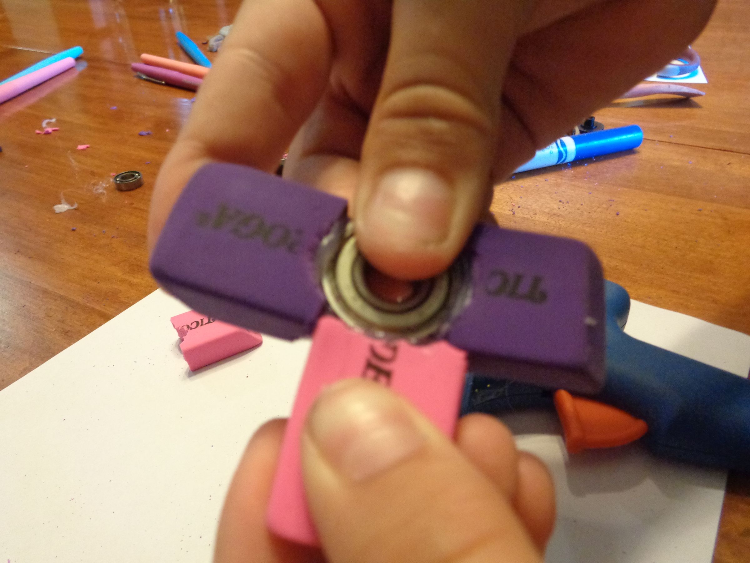 Eraser Fidget Spinner : 5 Steps - Instructables