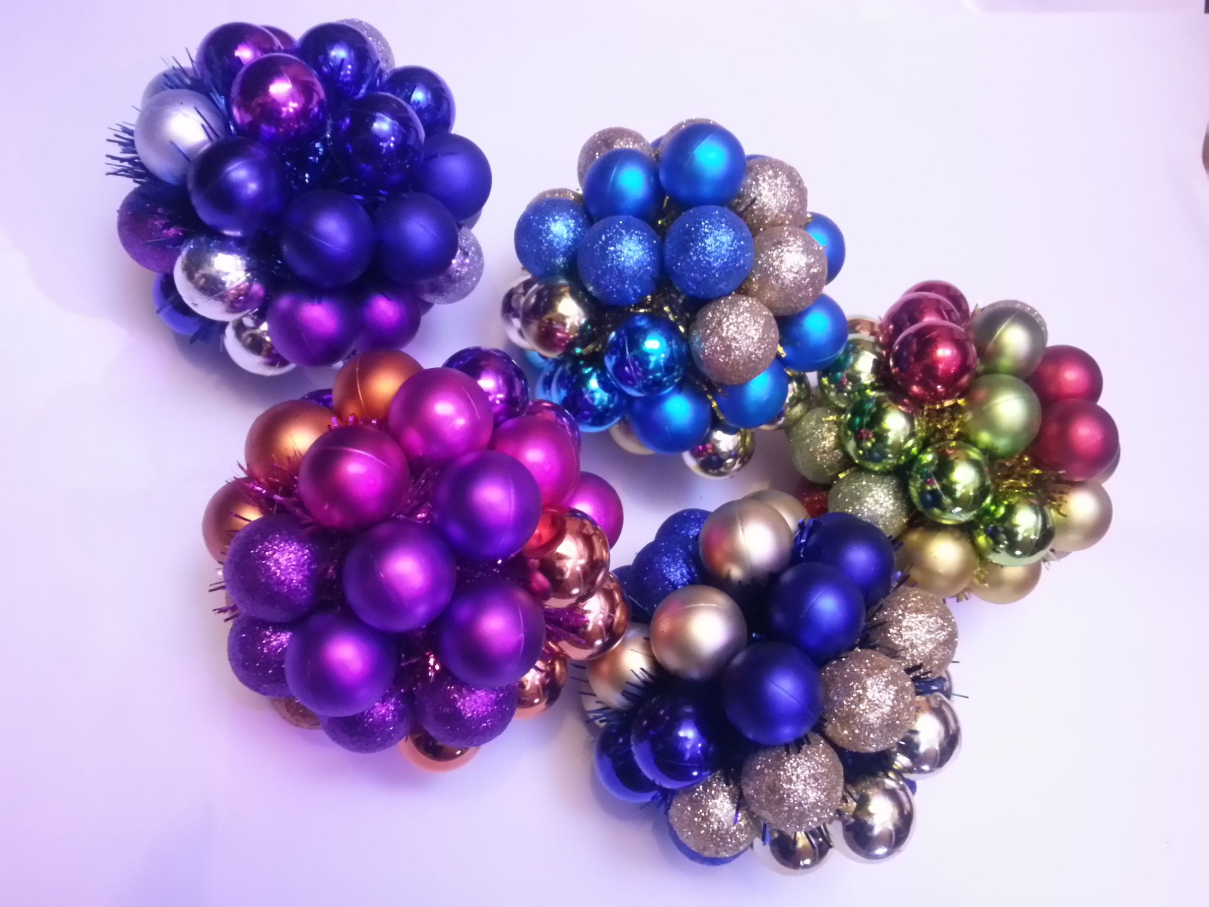 MULTICOLORED BAUBLES : 4 Steps (with Pictures) - Instructables